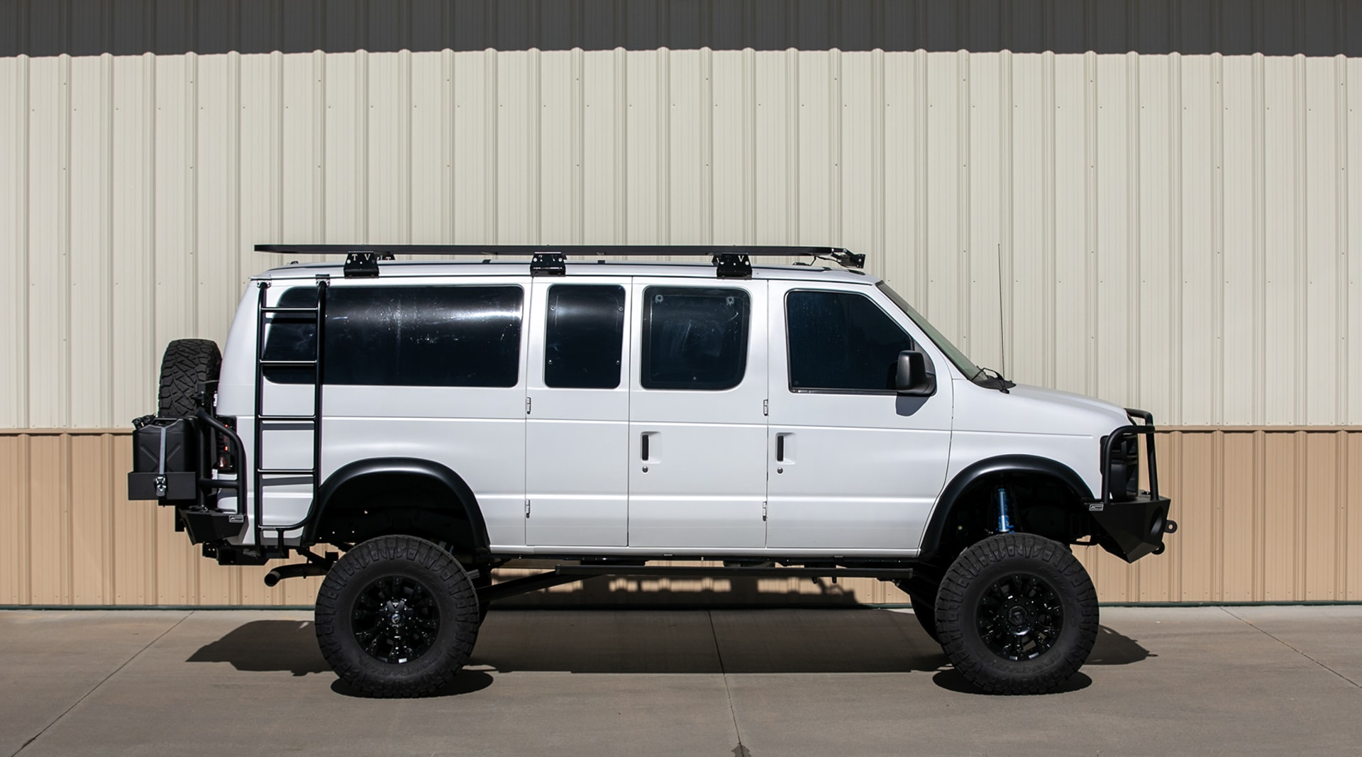 2012 Ford Econoline E350 XL Super Duty at Glendale 2023 as F115 - Mecum ...