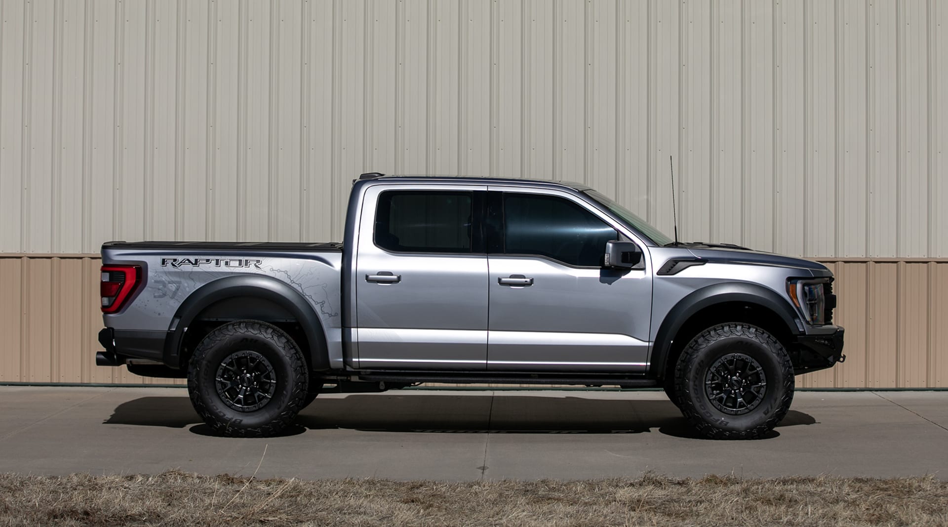 2022 Ford F150 Raptor 37 Pickup at Glendale 2023 asF121 - Mecum Auctions