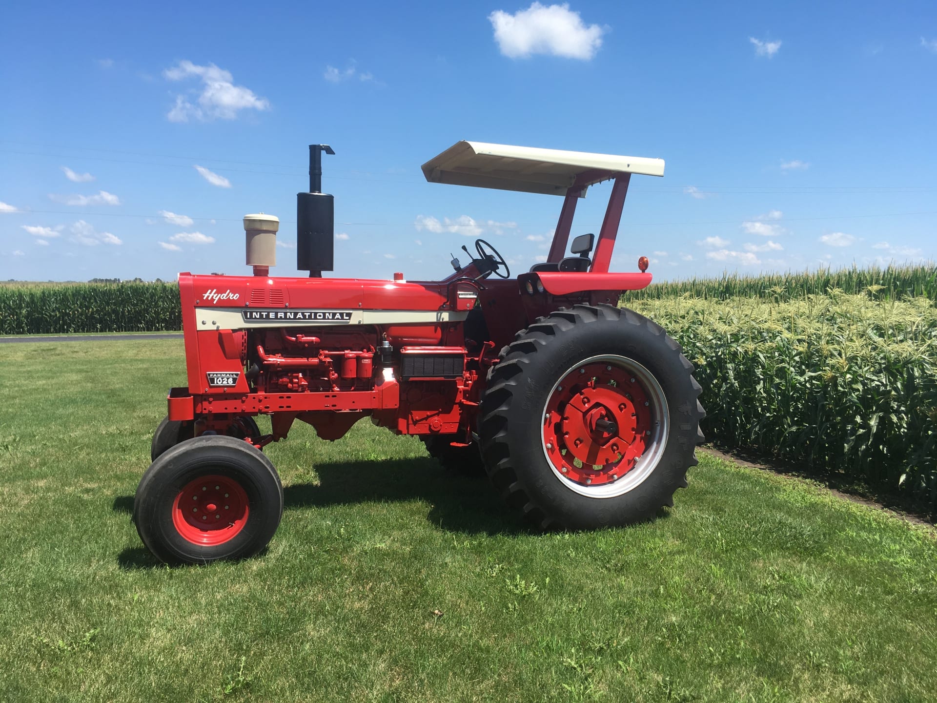 1970 International 1026 Hydro at Gone Farmin' Spring Classic 2023 as ...