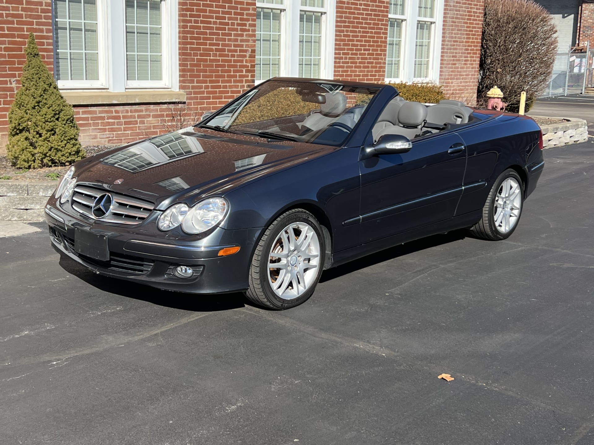 2009 Mercedes-Benz CLK350 Convertible at Glendale 2023 as F32 - Mecum ...