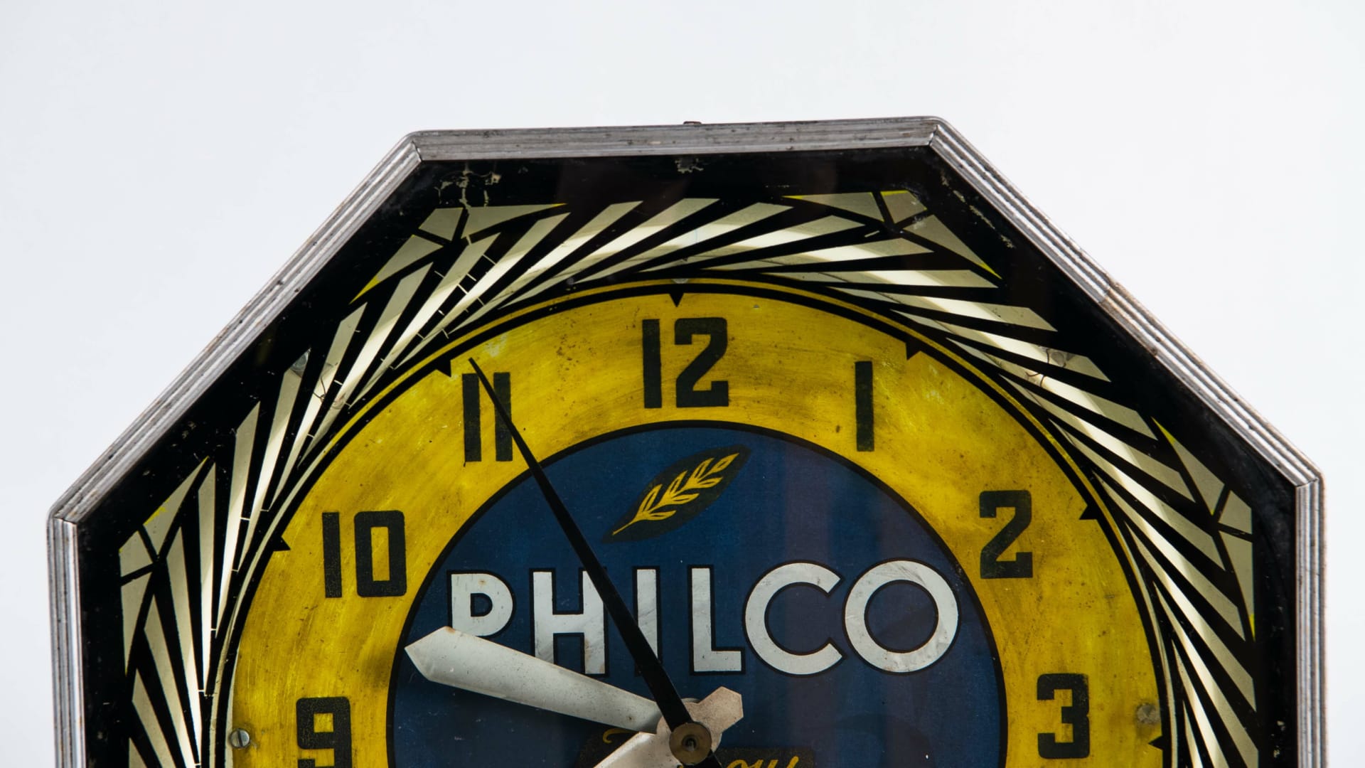 Philco Neon Clock at Gone Farmin' Spring Classic 2023 as B63 - Mecum ...