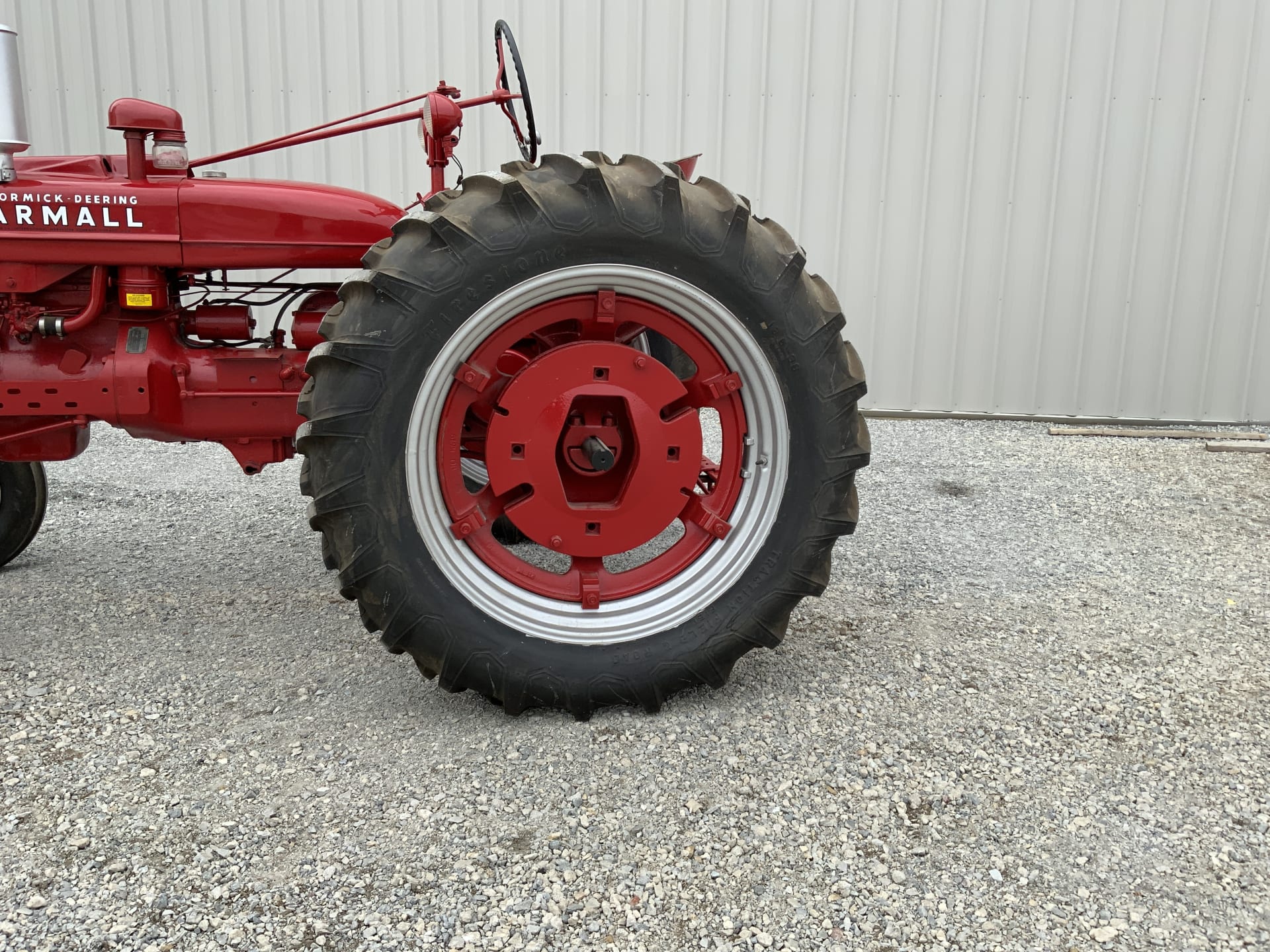 1940 Farmall H at Gone Farmin' Spring Classic 2023 asF190 - Mecum Auctions