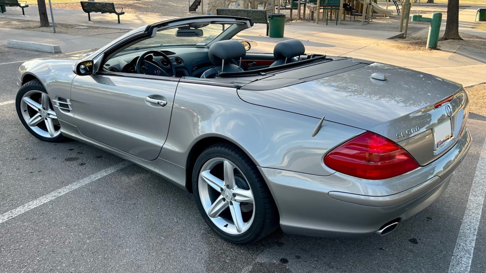 2005 Mercedes-Benz SL500 Convertible at Glendale 2023 asW19 - Mecum ...