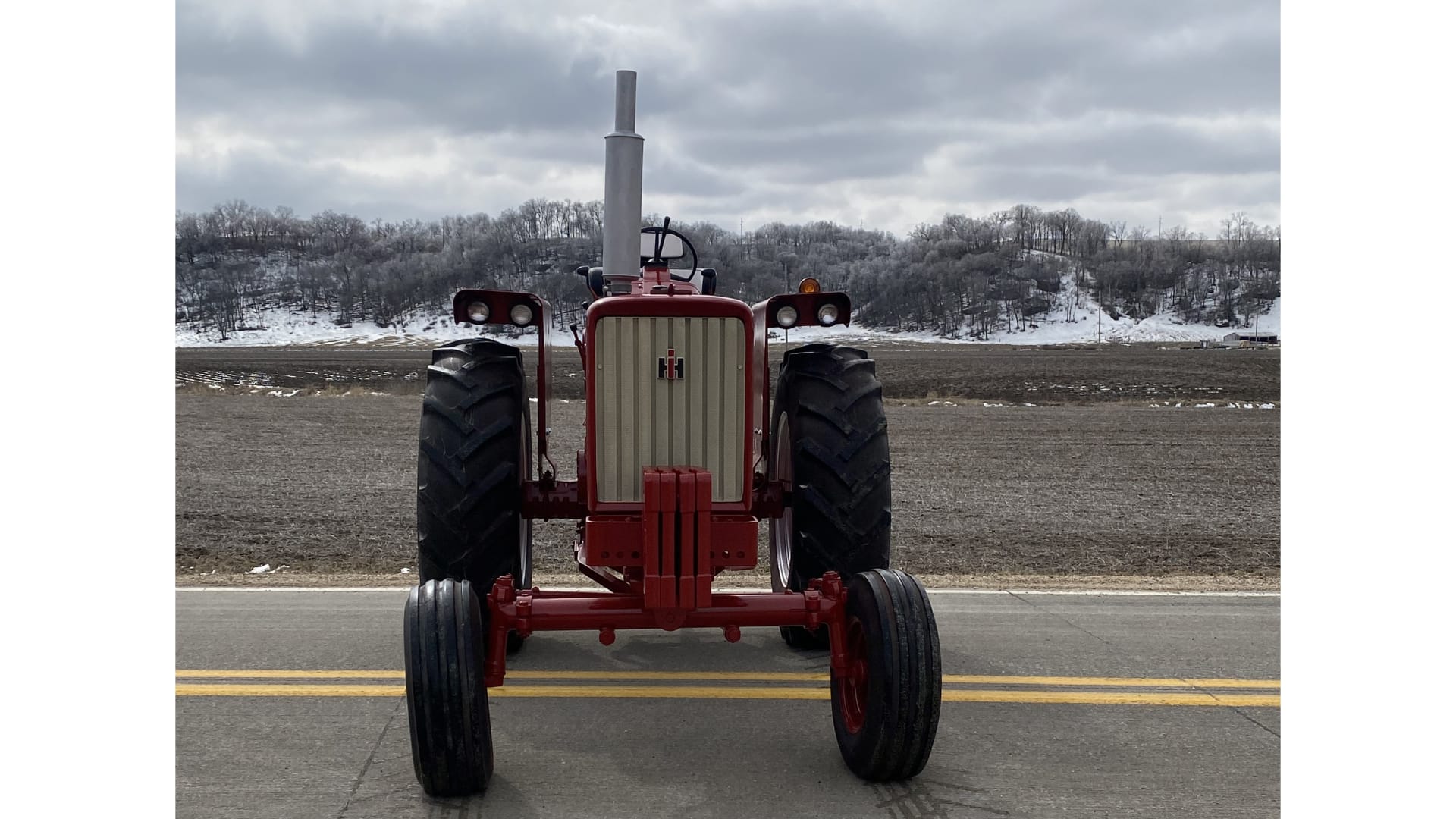 1966 Farmall 706 at Gone Farmin' Spring Classic 2023 as F80 - Mecum ...