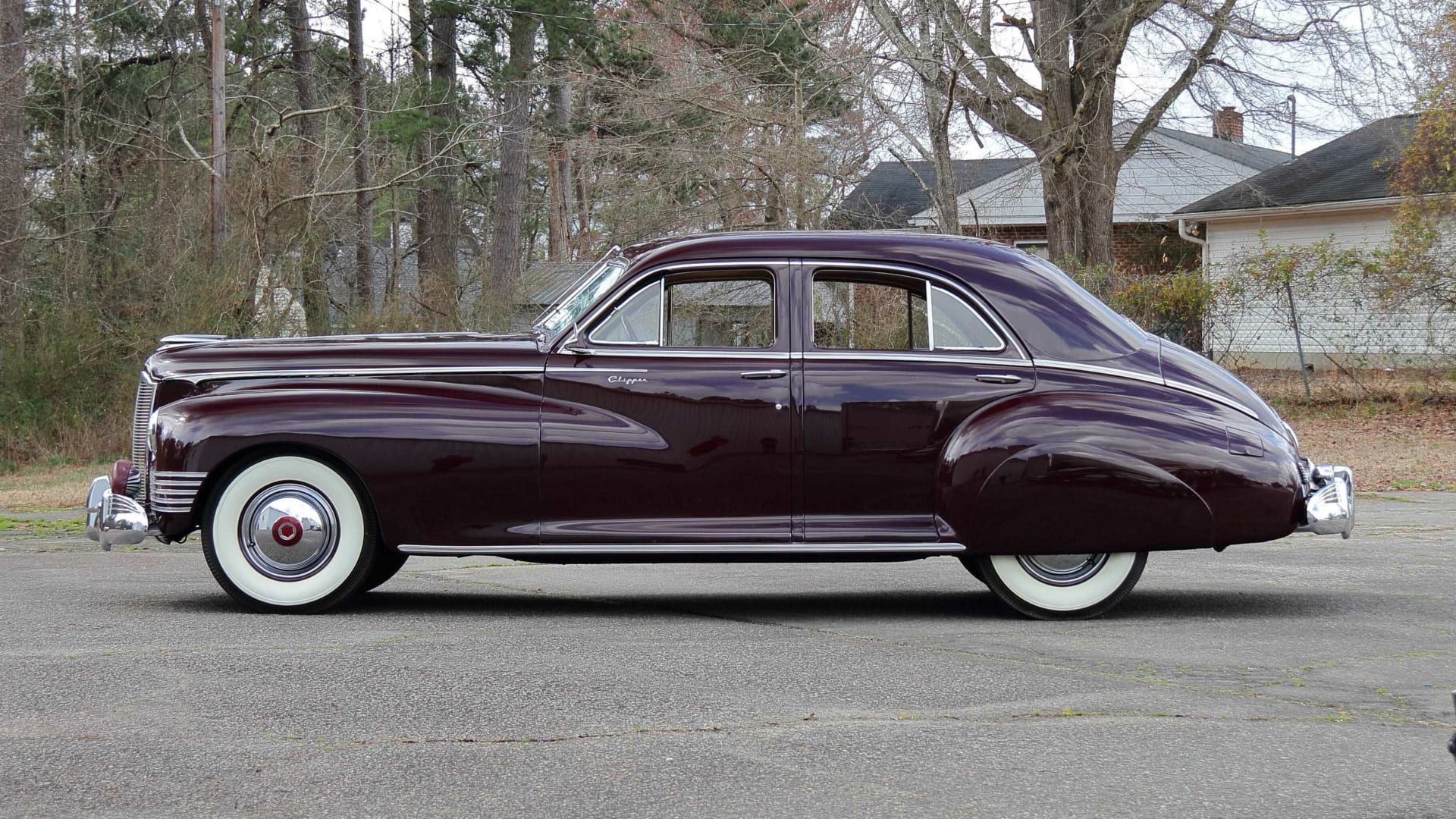 1942 Packard Clipper at Indy 2023 as F221 - Mecum Auctions