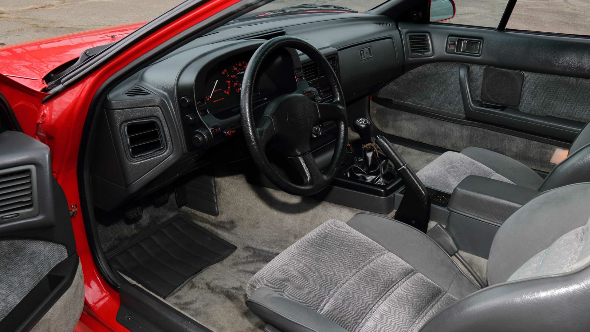 1988 Mazda RX7 at Indy 2023 as T137 - Mecum Auctions