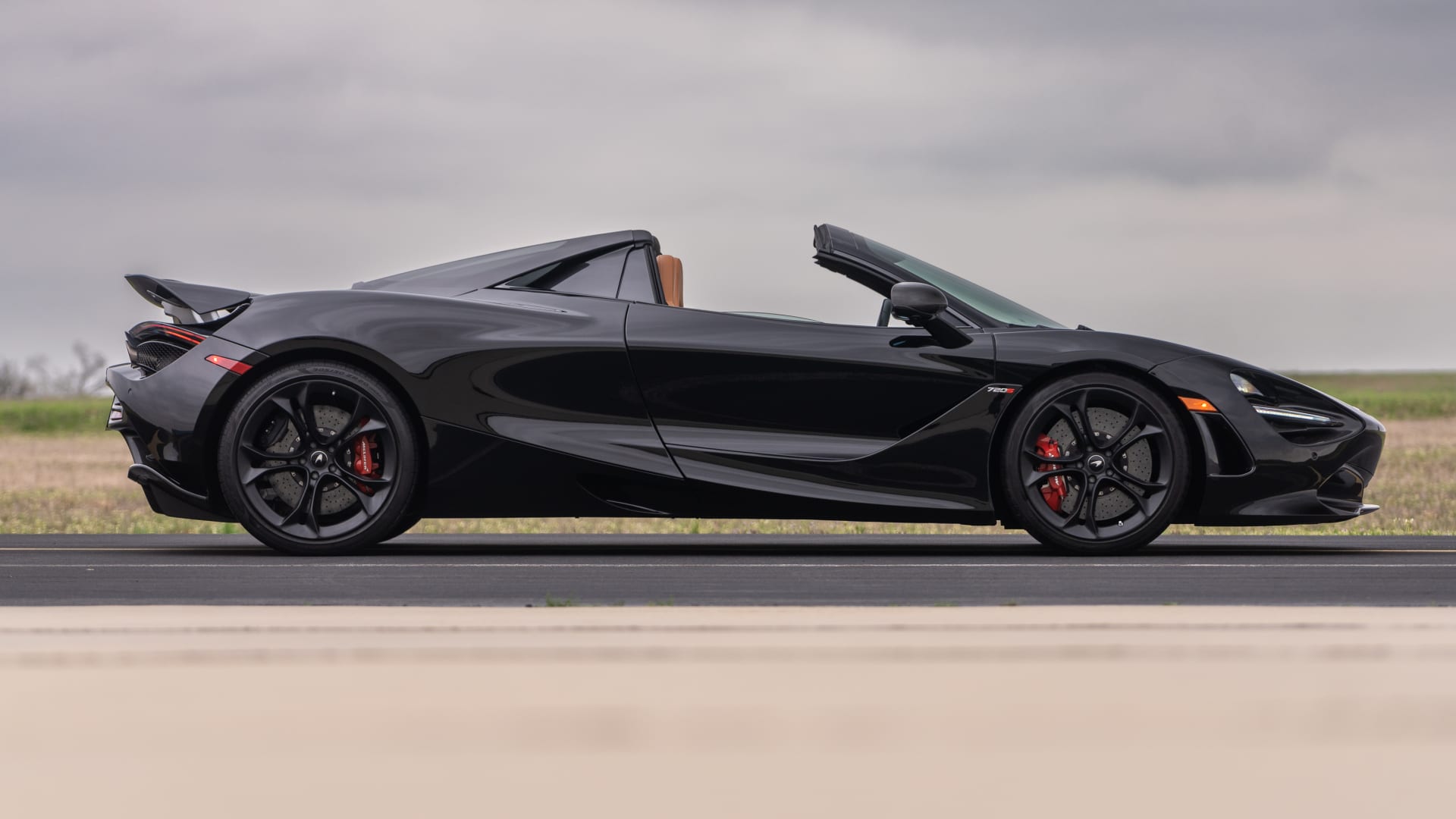 2020 McLaren 720S Spider at Glendale 2023 as S144 - Mecum Auctions