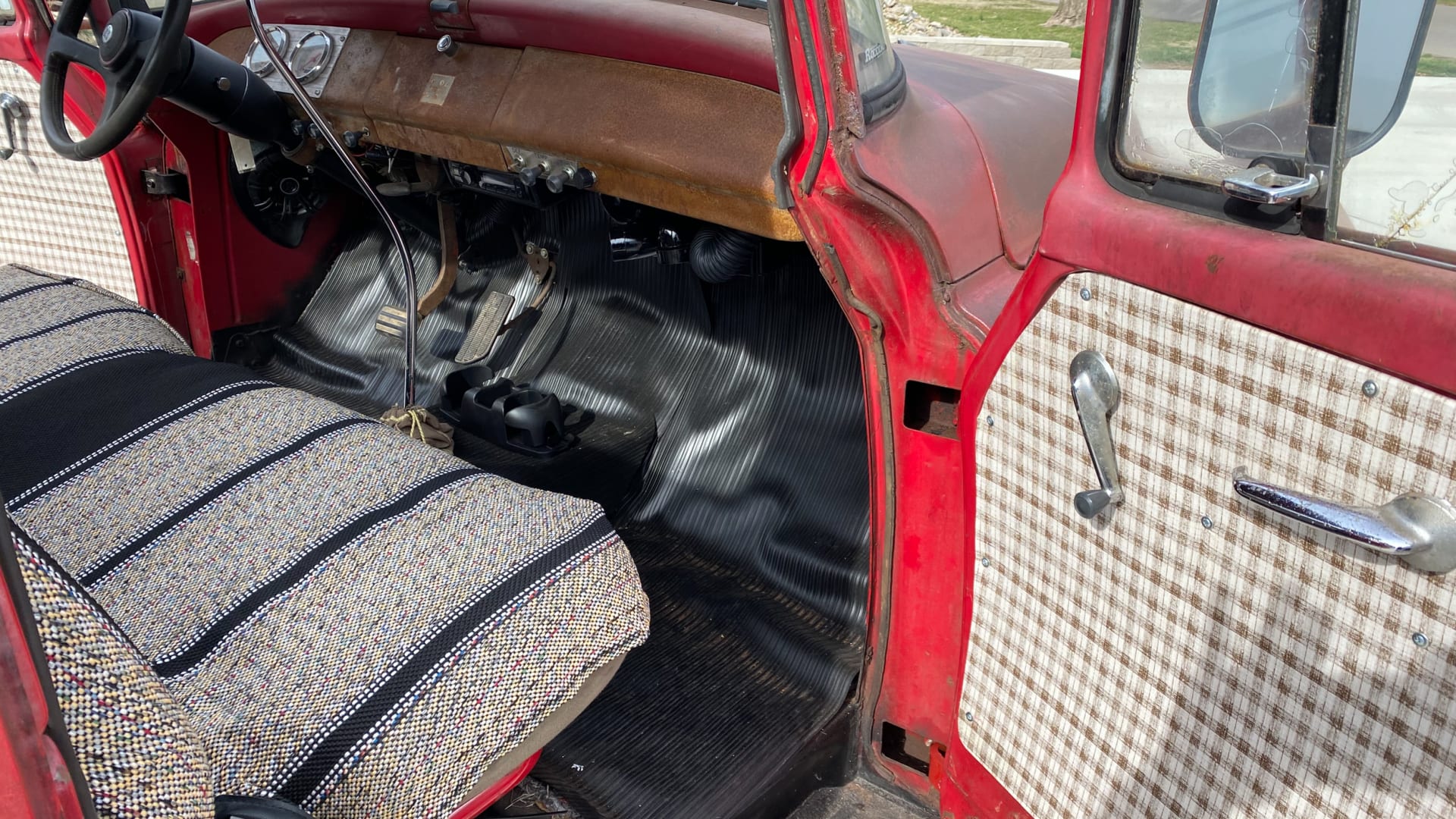 1960 International B100 Pickup at Indy 2023 as W48 - Mecum Auctions