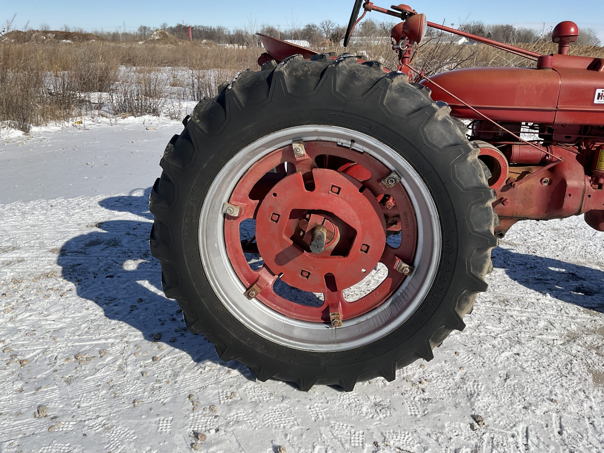 1946 Farmall H at Gone Farmin' Spring Classic 2023 as F219 - Mecum Auctions