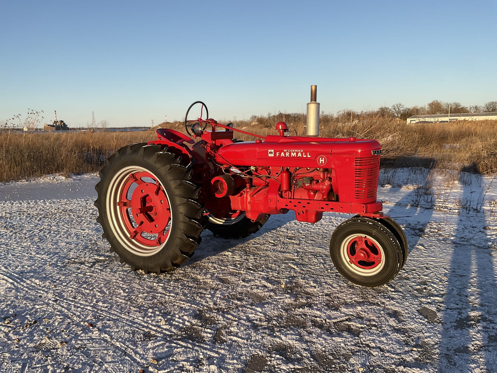 1940 Farmall H at Gone Farmin' Spring Classic 2023 as F228 - Mecum Auctions