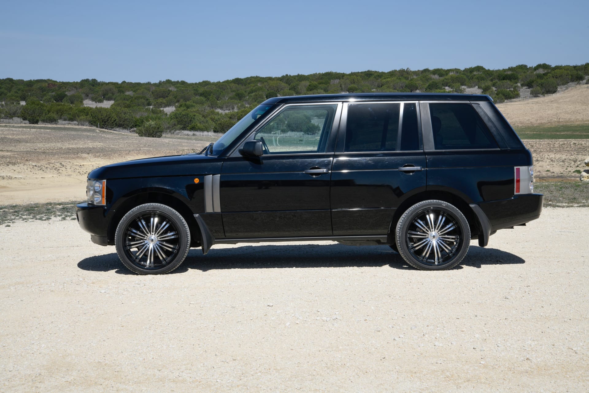 2003 Land Rover Range Rover at Houston 2023 as T139 - Mecum Auctions