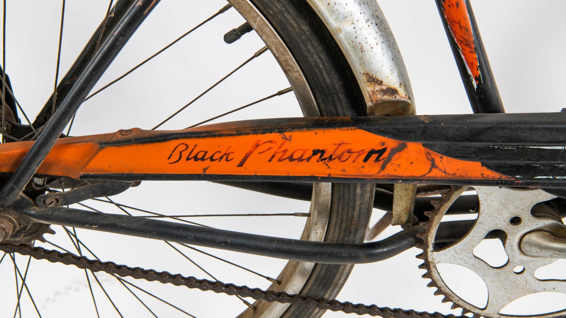 1950 Schwinn Black Phantom 26-Inch Bicycle at Indy 2023 as M287 - Mecum ...
