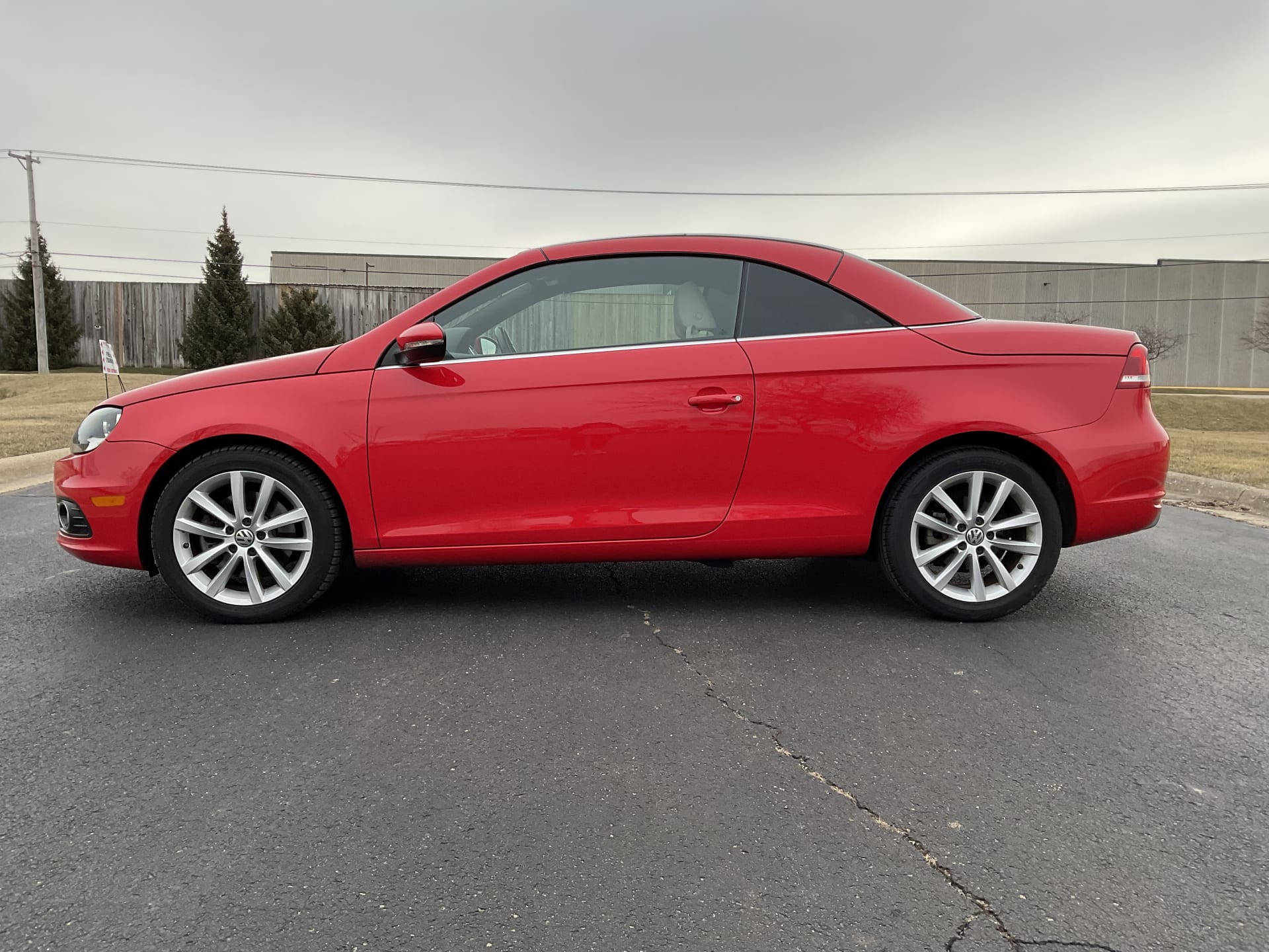 2016 Volkswagen EOS Convertible at Houston 2023 as T42 - Mecum Auctions