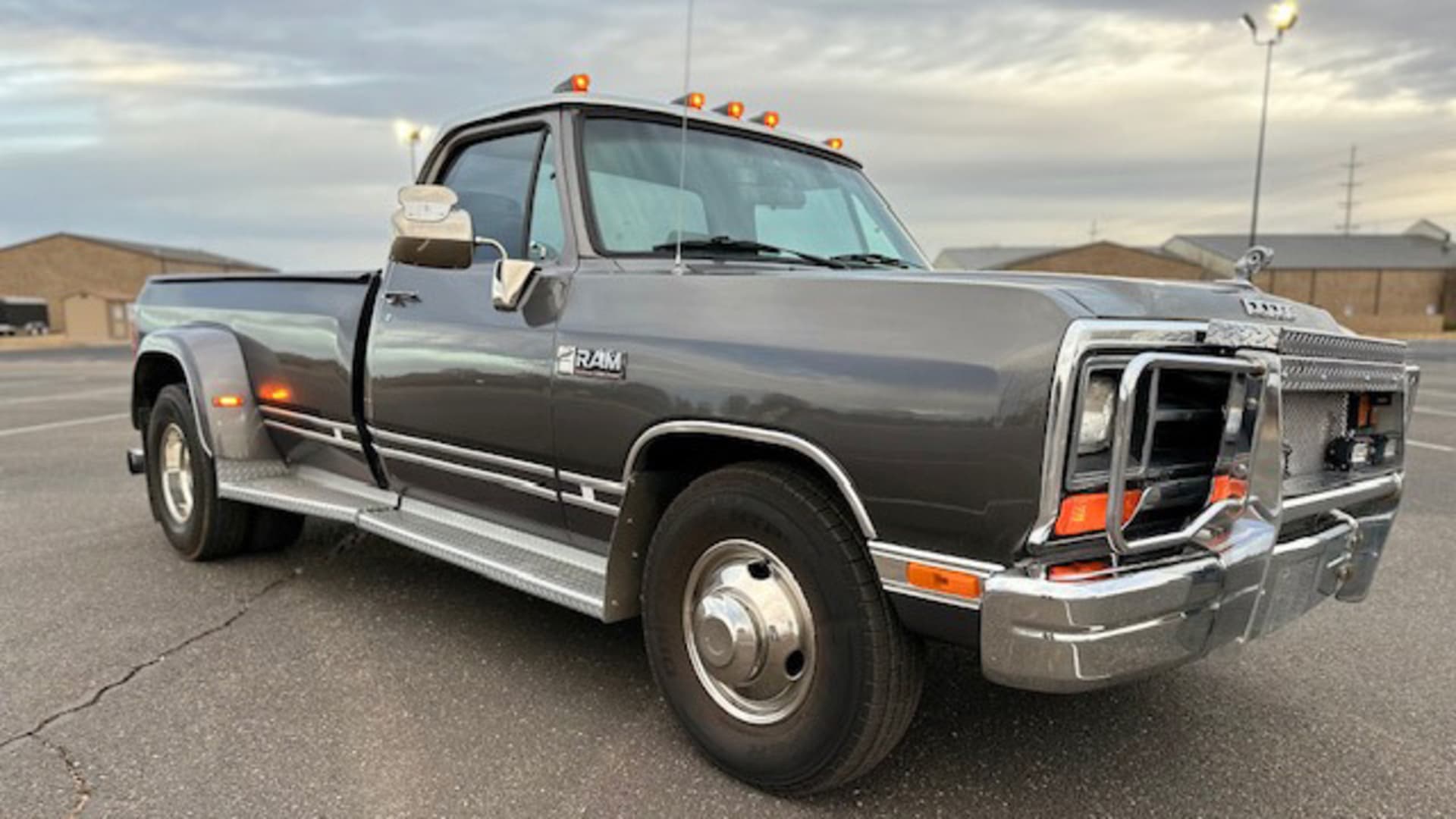 1990 Dodge D350 Dually Pickup at Houston 2023 as T167 - Mecum Auctions