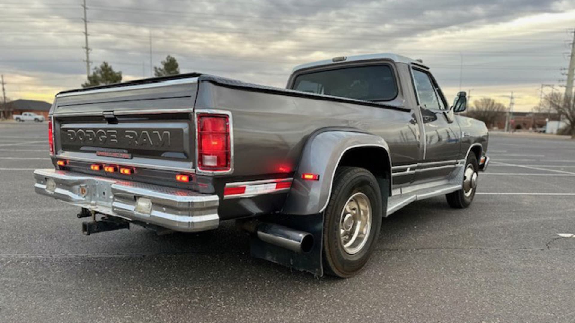 1990 Dodge D350 Dually Pickup at Houston 2023 as T167 - Mecum Auctions