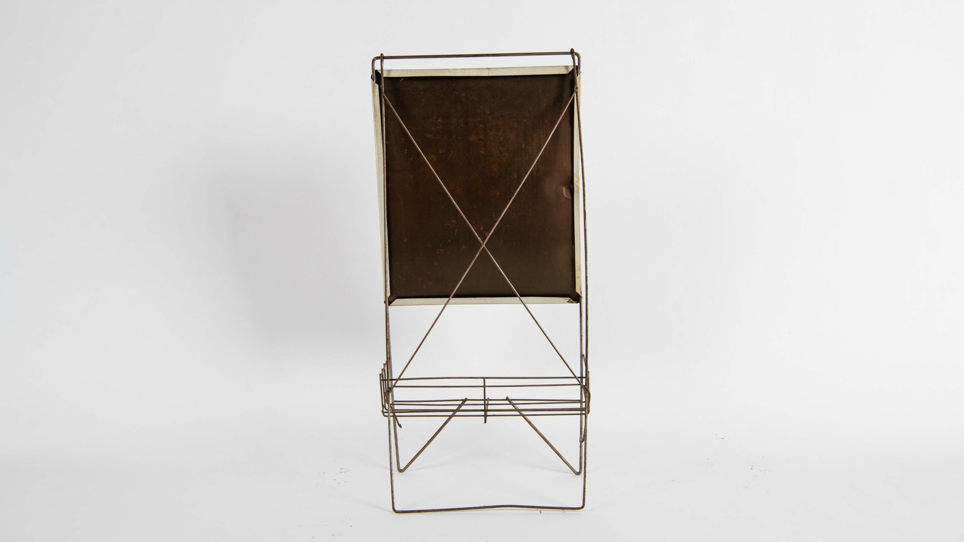 Siloo Product Display Rack at Indy 2023 as M422 - Mecum Auctions