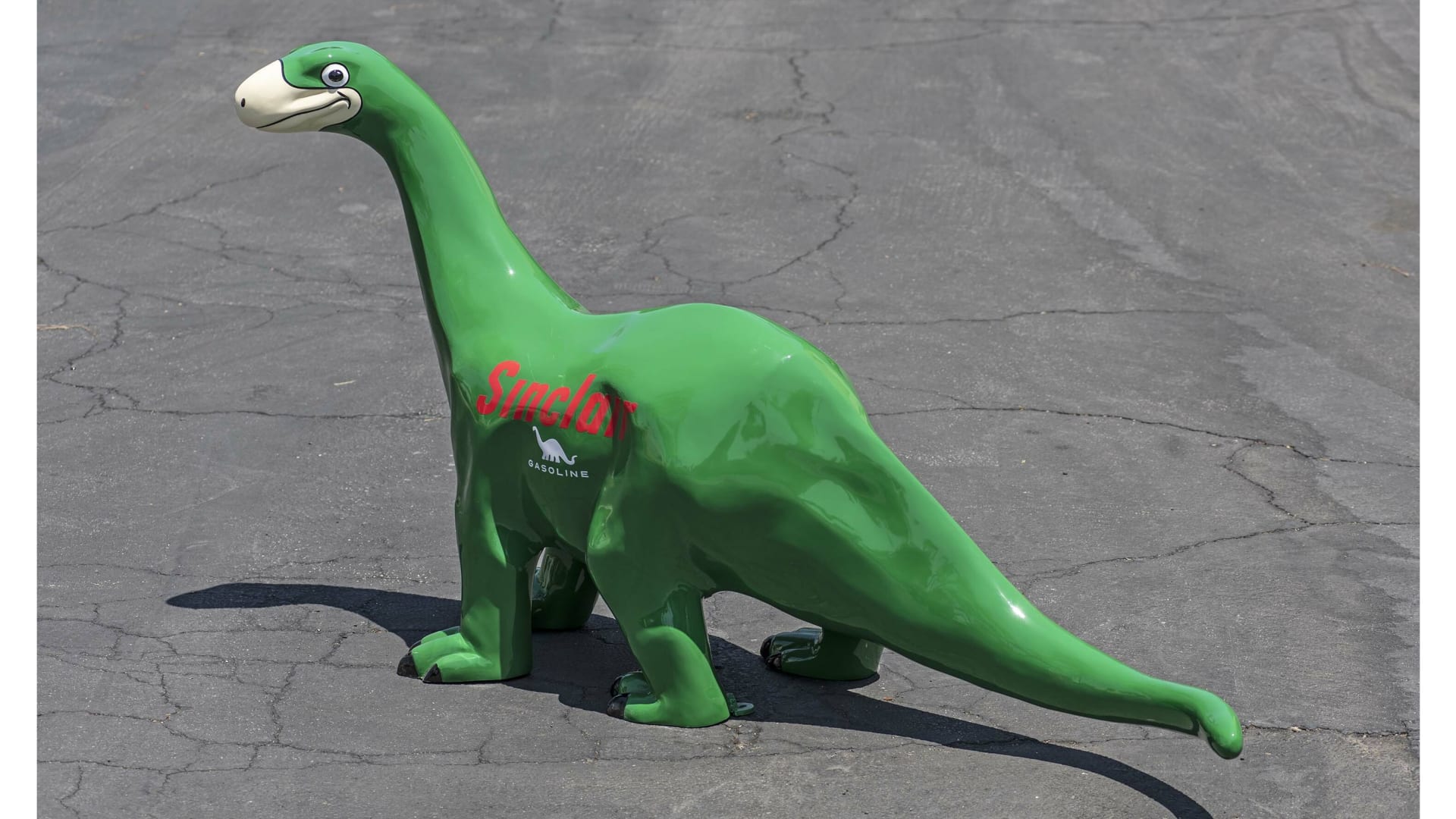 1960s Sinclair Dino the Dinosaur Statue at Glendale 2023 as Z512 ...
