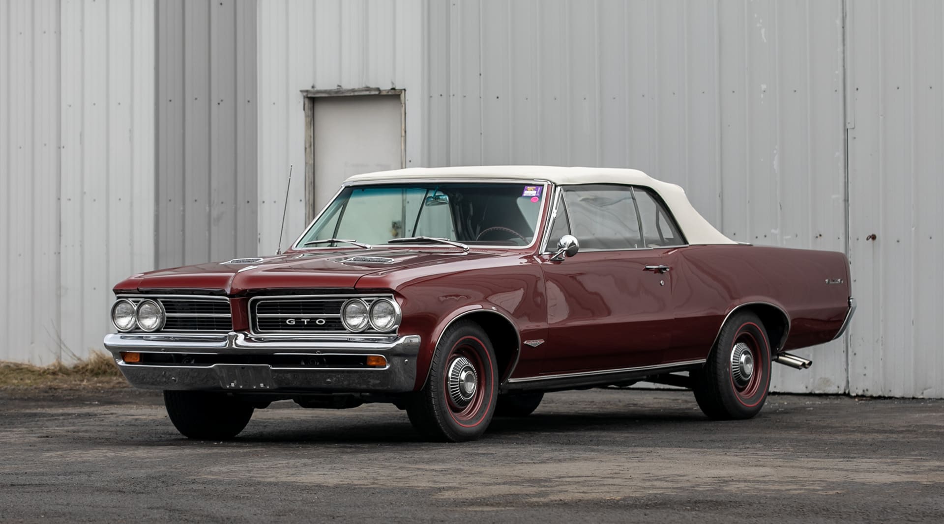 1964 Pontiac GTO Convertible at Indy 2023 as S252 - Mecum Auctions