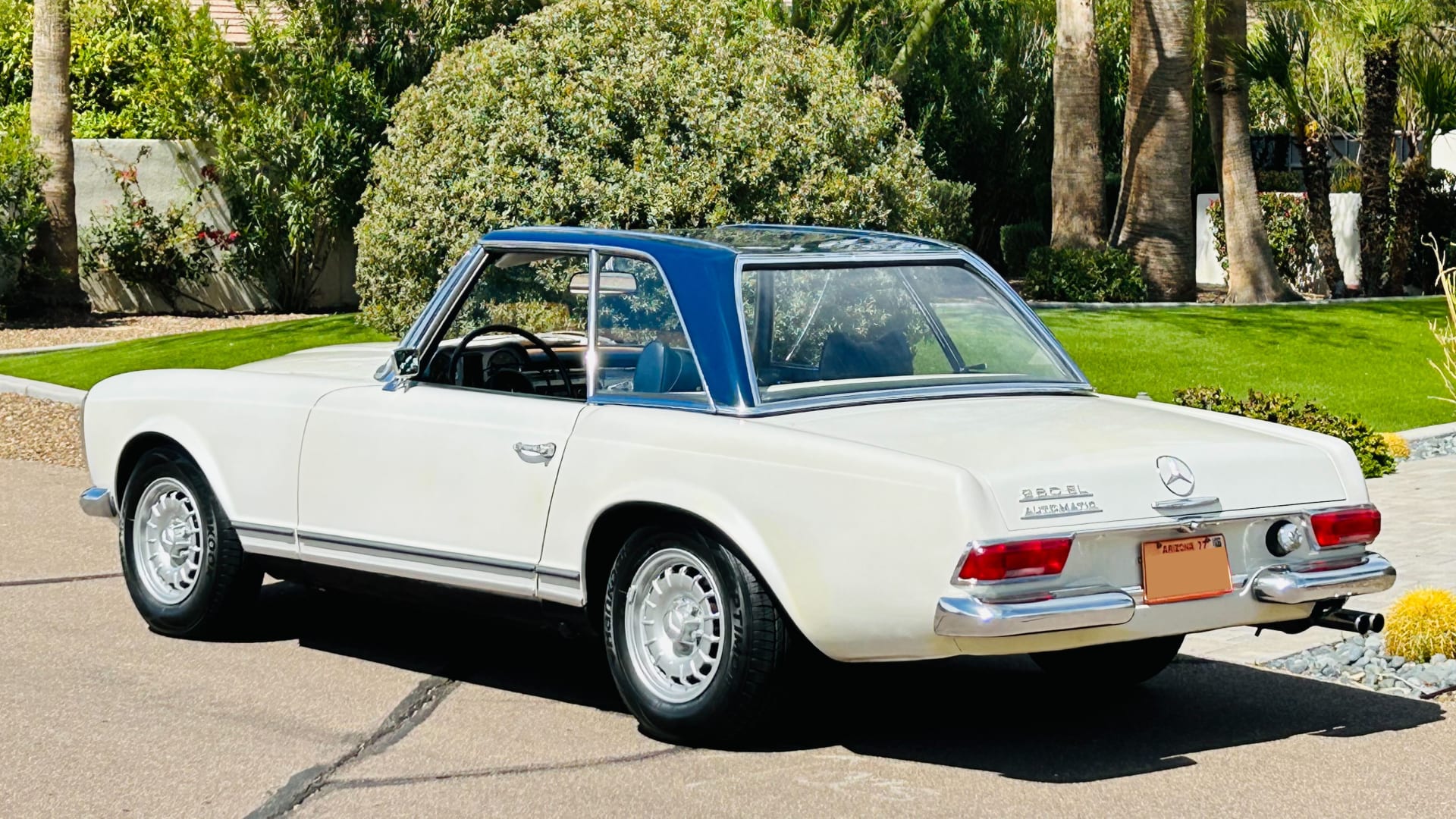 1968 Mercedes-Benz 280SL Convertible at Glendale 2023 asF256 - Mecum ...
