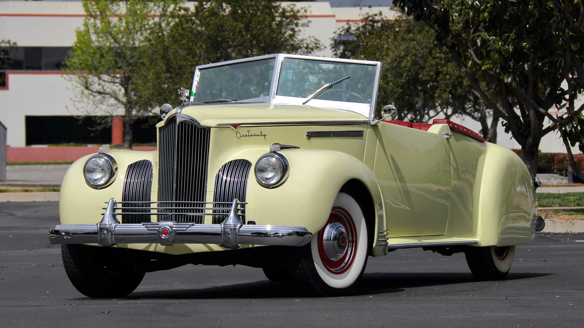 1941 Packard 120 Custom Convertible at Glendale 2023 as F189.1 - Mecum ...