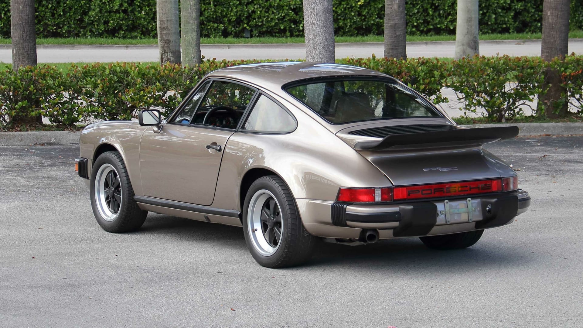 1981 Porsche 911SC at Indy 2023 as S92 - Mecum Auctions
