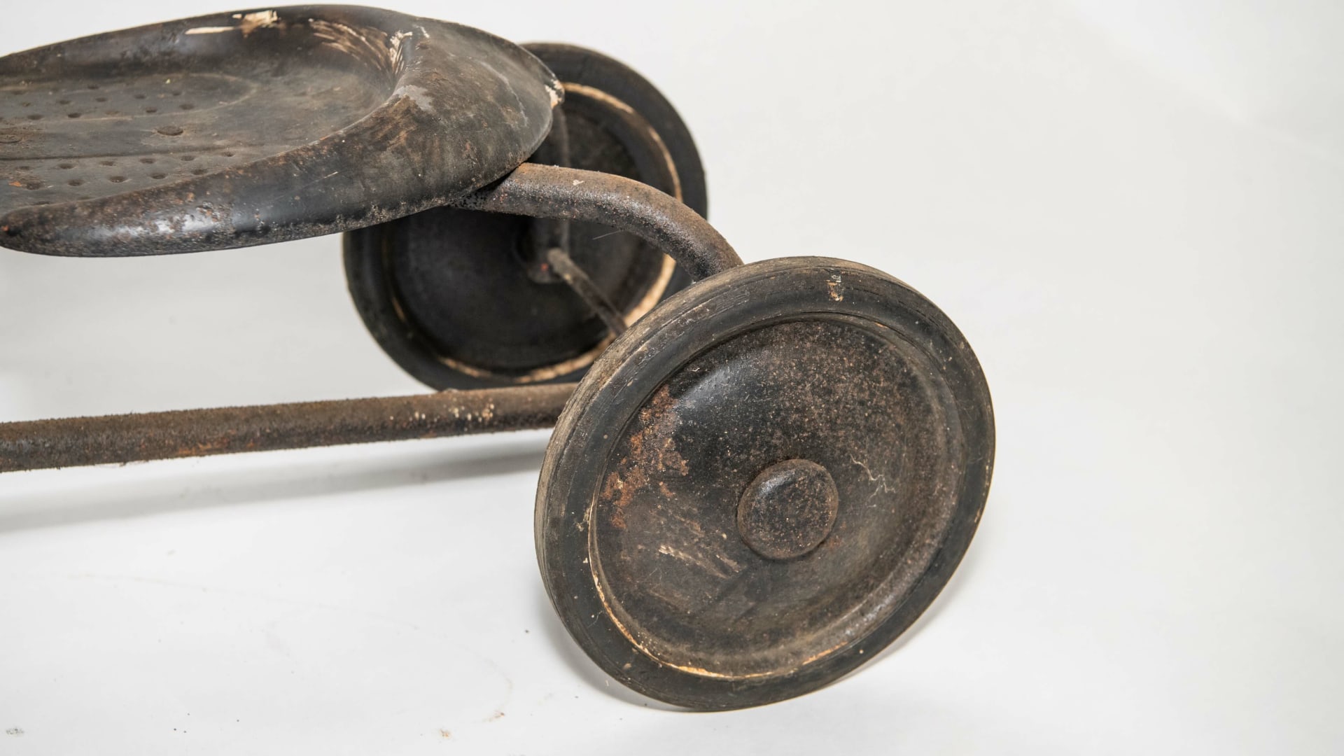 Metal Irish Mail Push Cart at Gone Farmin' Spring Classic 2023 as B219 ...