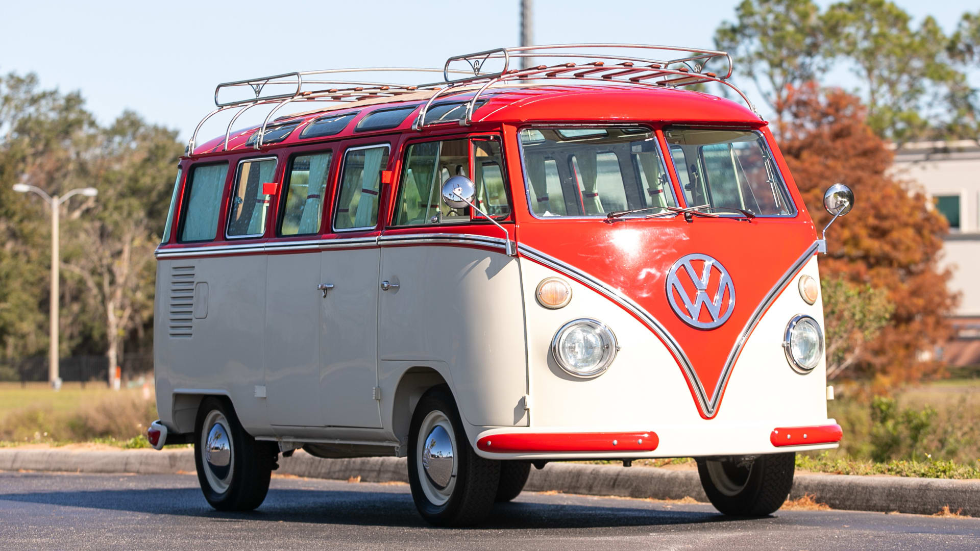 1975 Volkswagen Type II Bus at Indy 2023 as L113 - Mecum Auctions