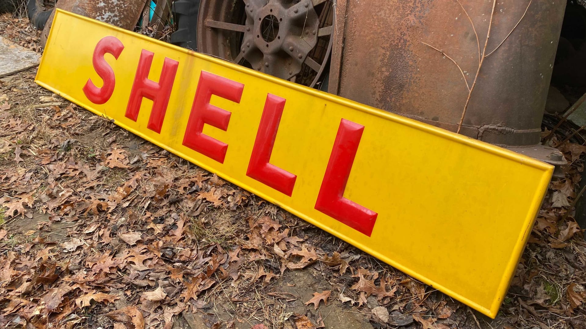 Shell Service Station Single-Sided Embossed Porcelain Sign at Indy 2023 ...