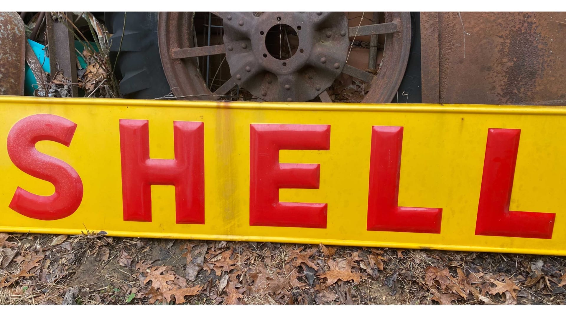 Shell Service Station Single-Sided Embossed Porcelain Sign at Indy 2023 ...