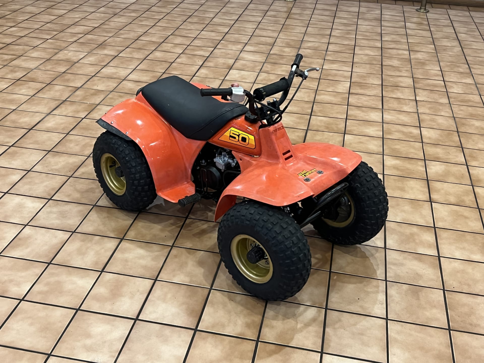 1985 Suzuki LT50 at Houston 2023 as T2 - Mecum Auctions