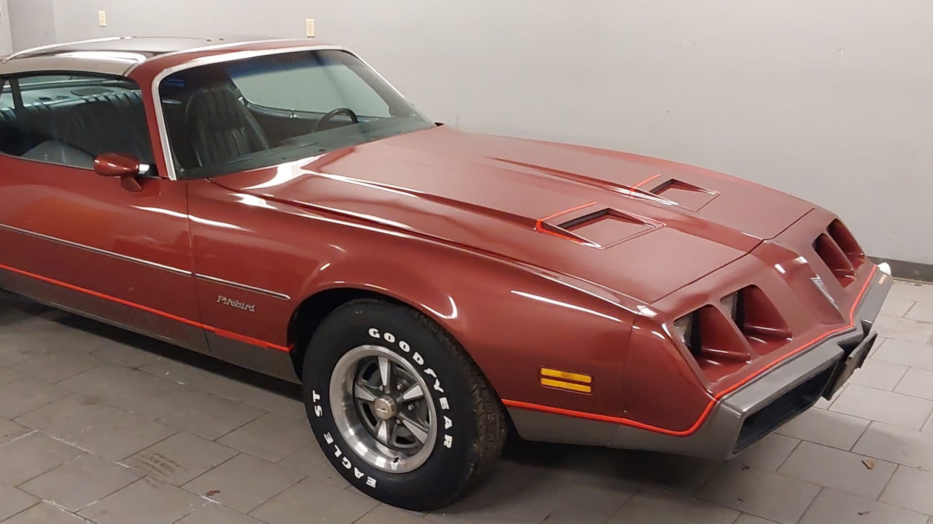1979 Pontiac Firebird Formula at Indy 2023 as G108 - Mecum Auctions