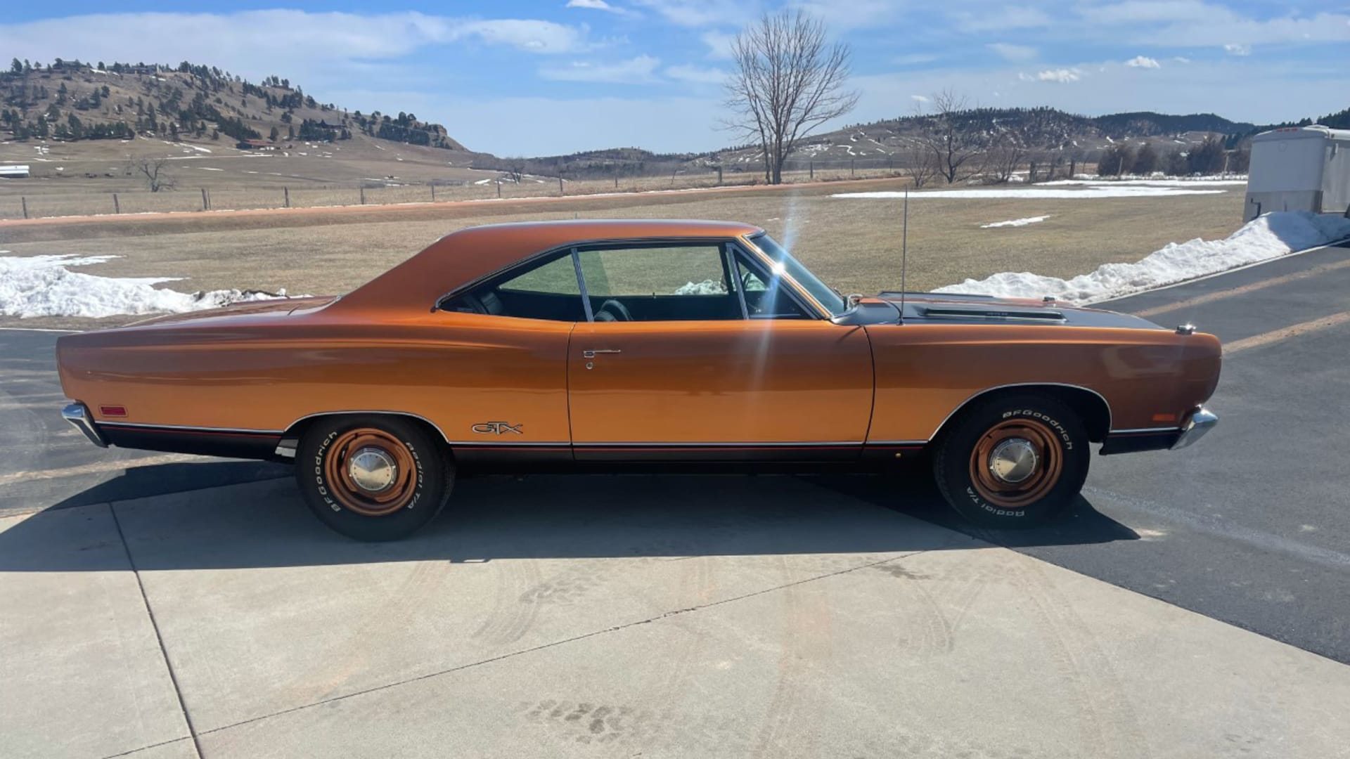 1969 Plymouth GTX at Indy 2023 as T283 - Mecum Auctions