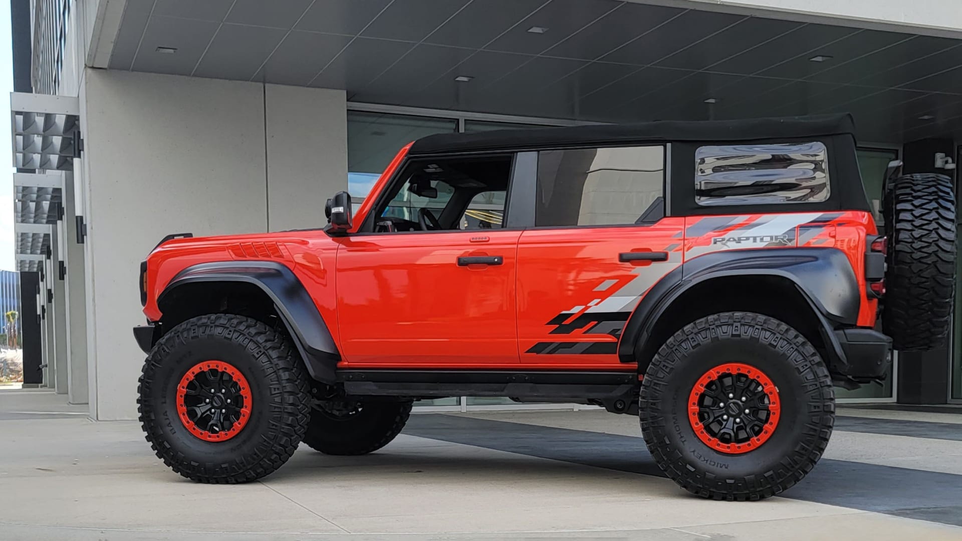 2023 Ford Bronco Raptor Baja at Houston 2023 as F180 - Mecum Auctions