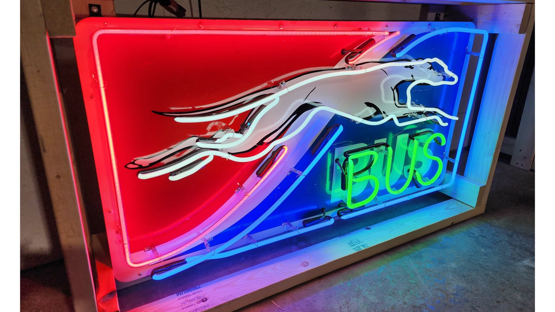Greyhound Bus Single-Sided Tin Neon Sign at Indy 2023 as M298 - Mecum ...
