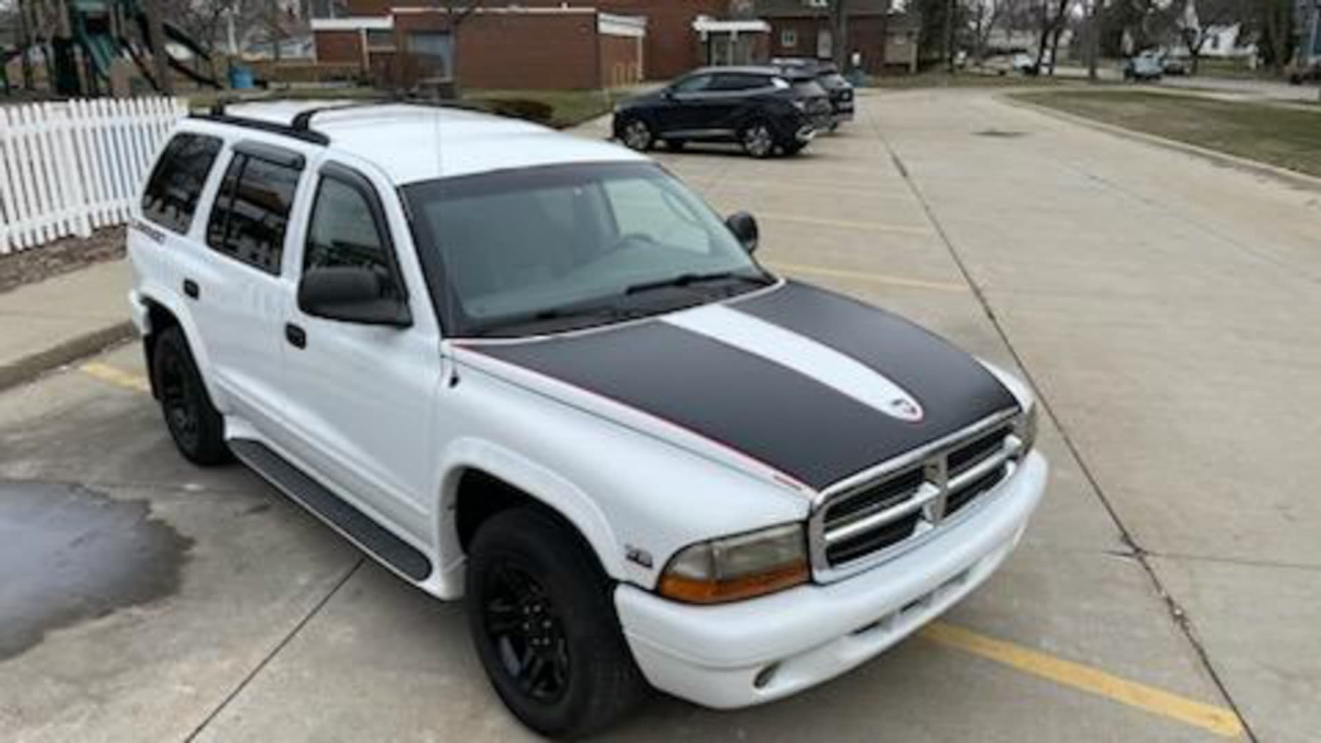 2002 Dodge Durango at Indy 2023 as G280 - Mecum Auctions
