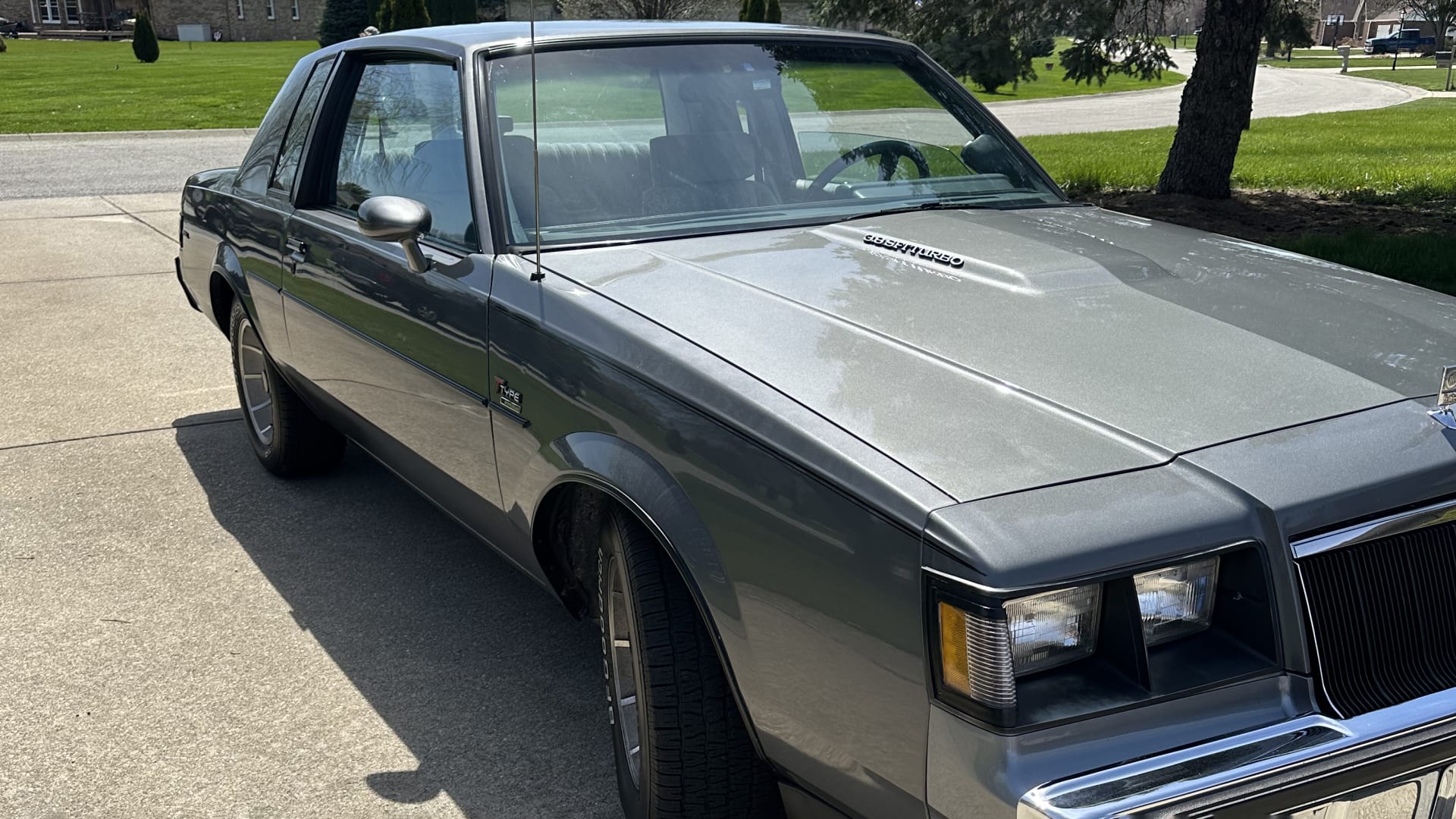 1986 Buick Regal T-Type at Indy 2023 as J194 - Mecum Auctions