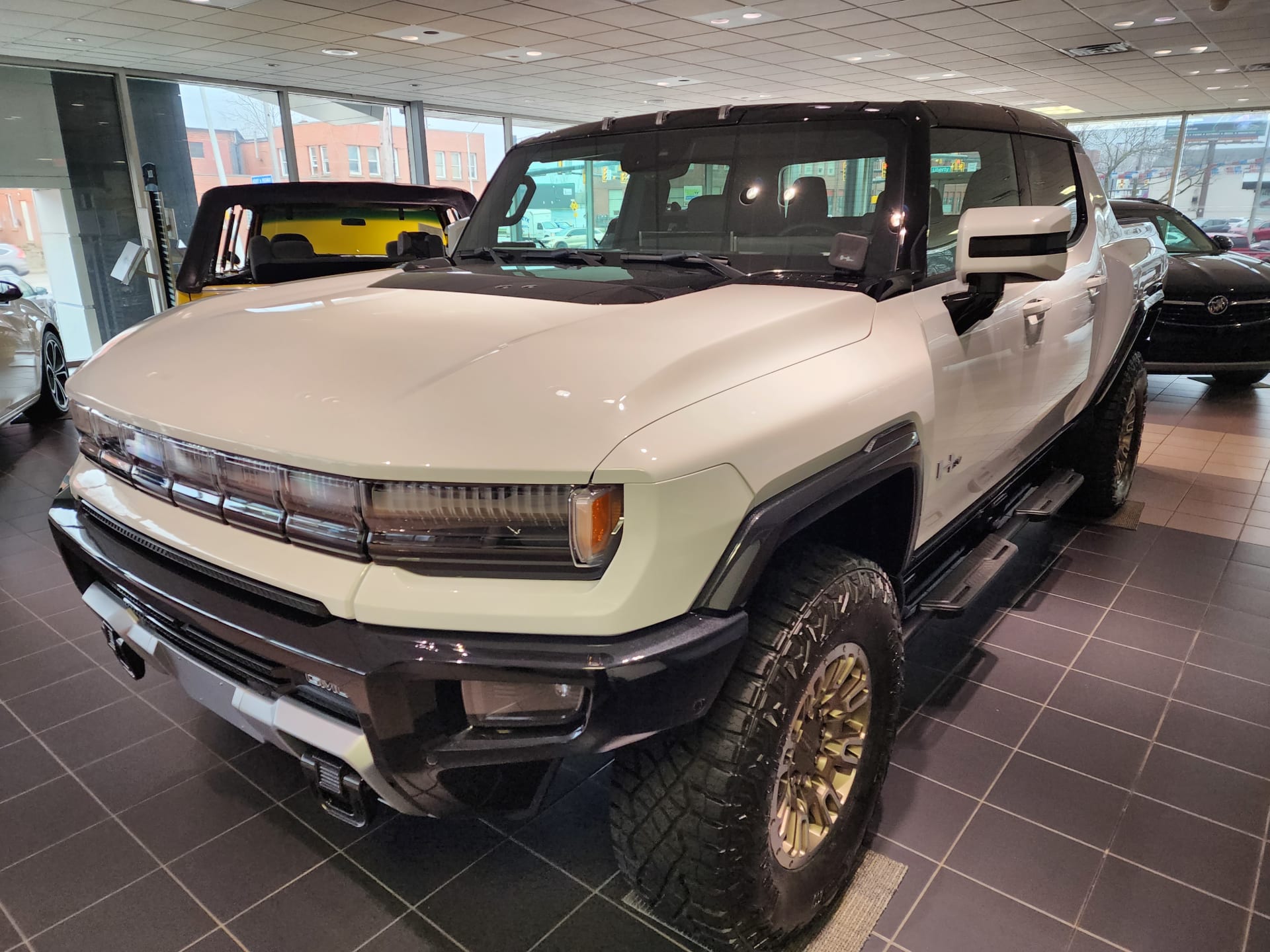 2022 Hummer EV Edition 1 Pickup at Indy 2023 as S75.1 - Mecum Auctions