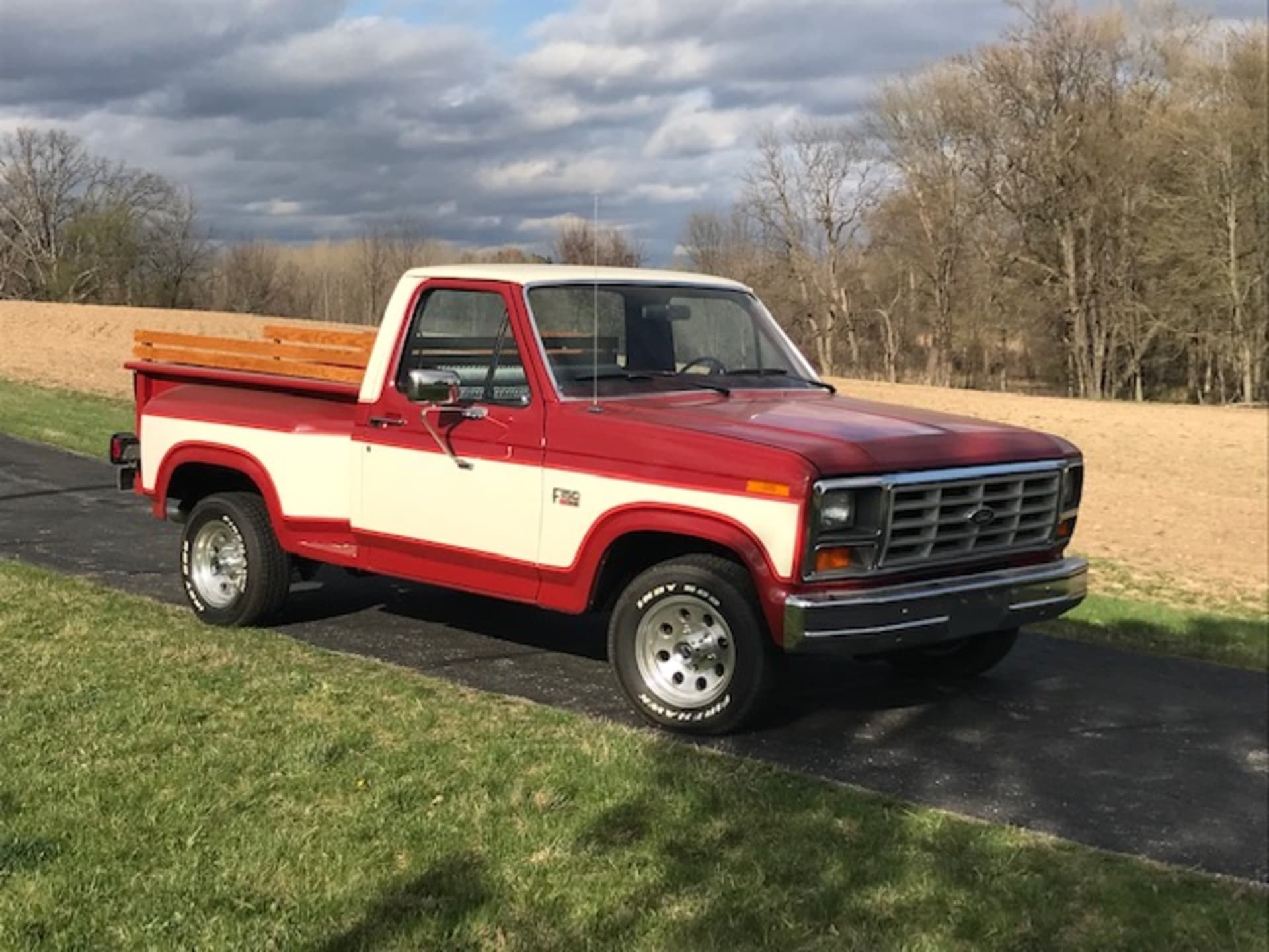 1985 Ford F150 Pickup at Indy 2023 as L190 - Mecum Auctions