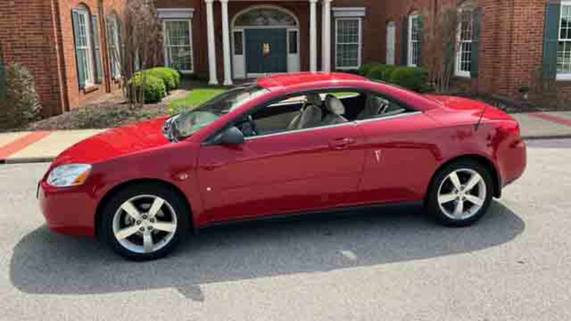 2006 Pontiac G6 Convertible at Indy 2023 as G151 - Mecum Auctions