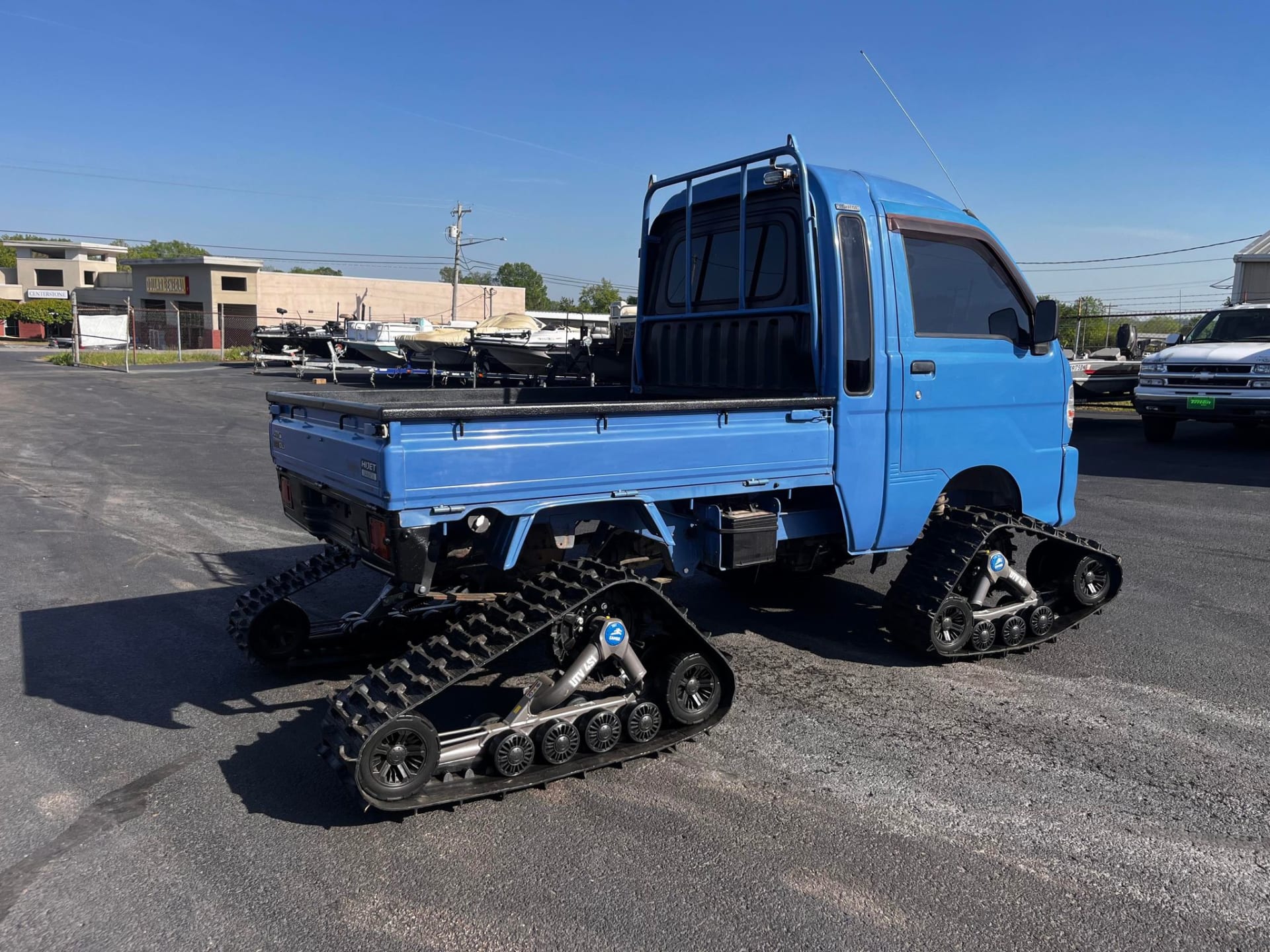 2000 Daihatsu HiJet S201P at Indy 2023 as L158 - Mecum Auctions