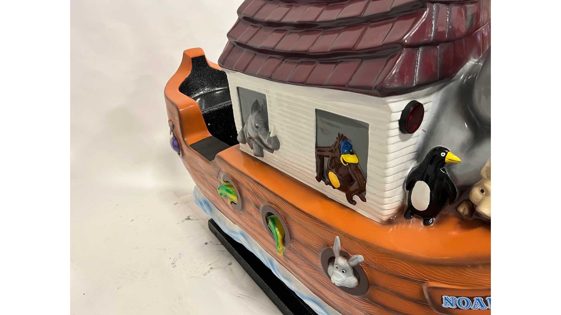 Noah's Arc Kiddie Ride with Animated Screen at Indy 2023 as Z734 ...