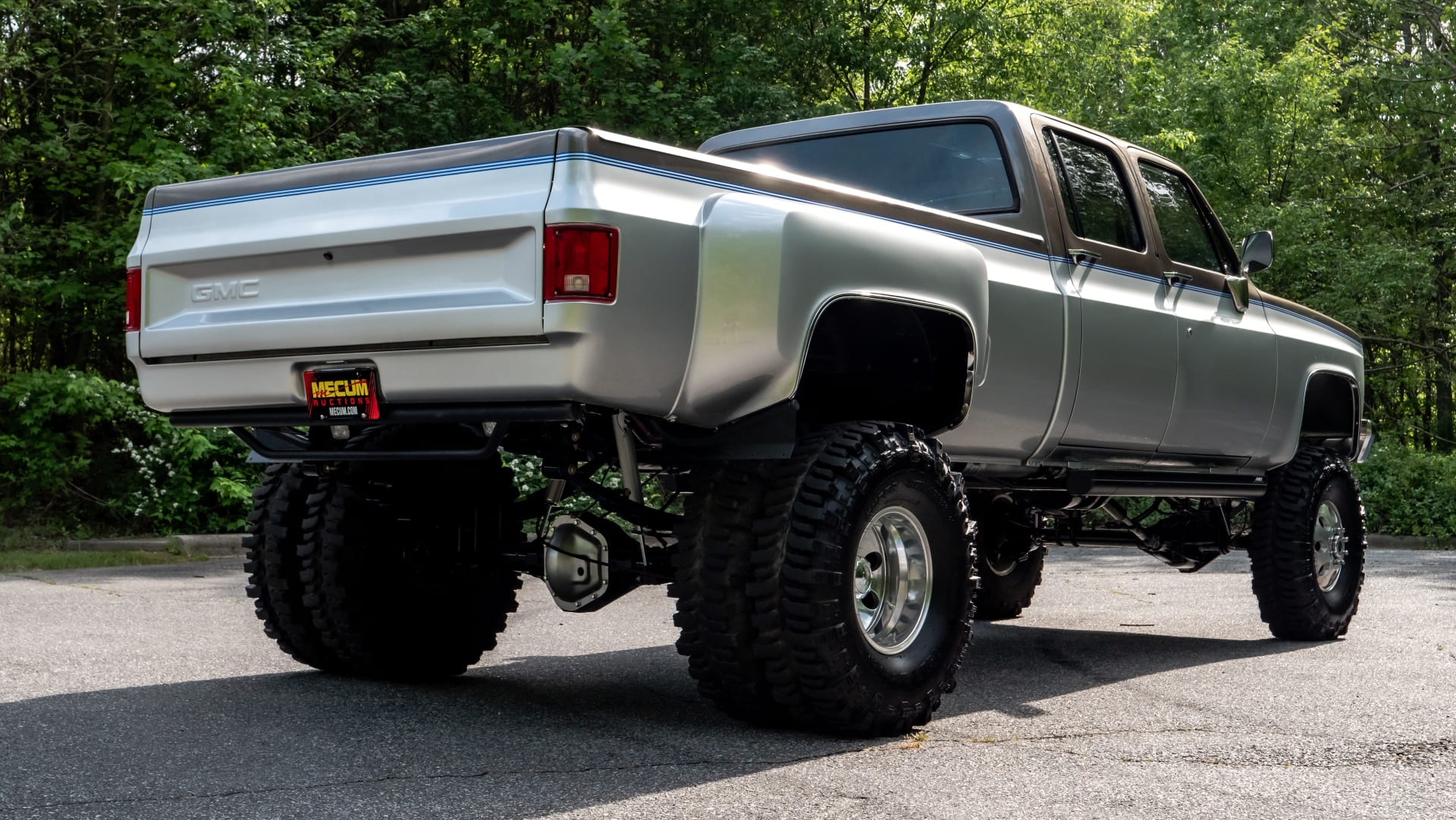 1988 GMC V3500 Pickup at Indy 2023 as F108.1 - Mecum Auctions