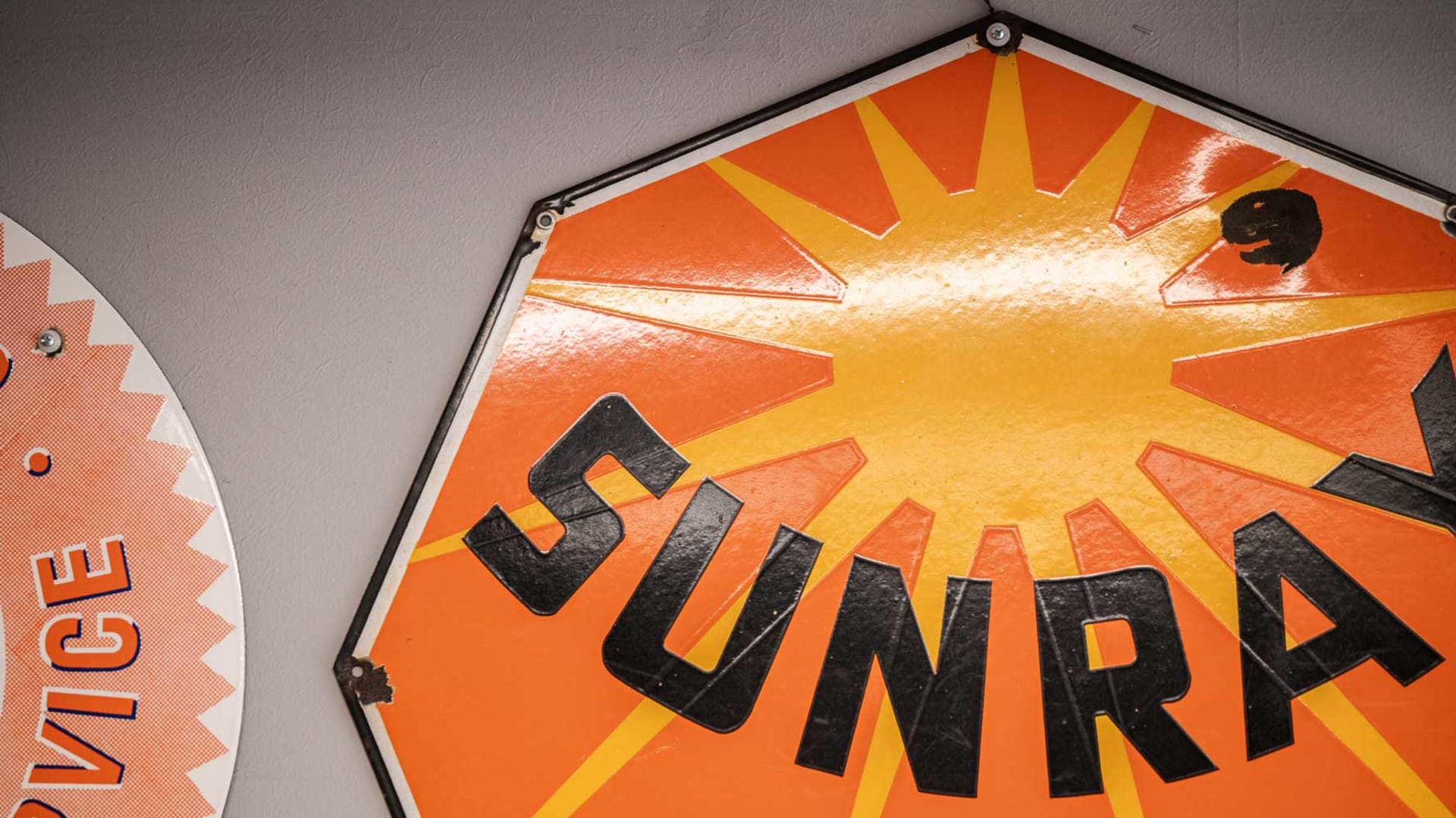 Sunray Oils Porcelain Sign at The World’s Largest Road Art Auction 2023 ...
