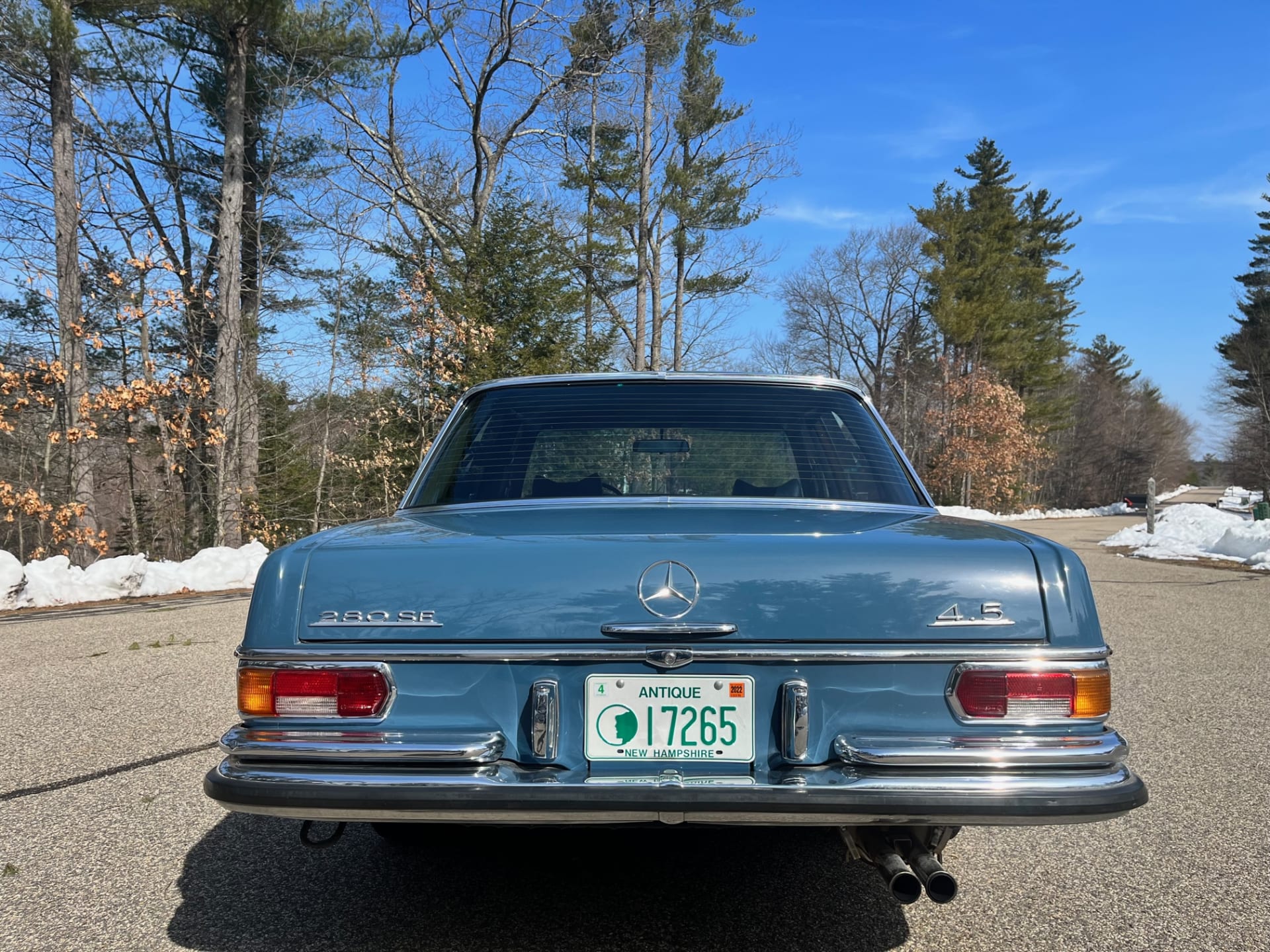 1972 Mercedes-Benz 280SE Sedan at Indy 2023 as W145.1 - Mecum Auctions