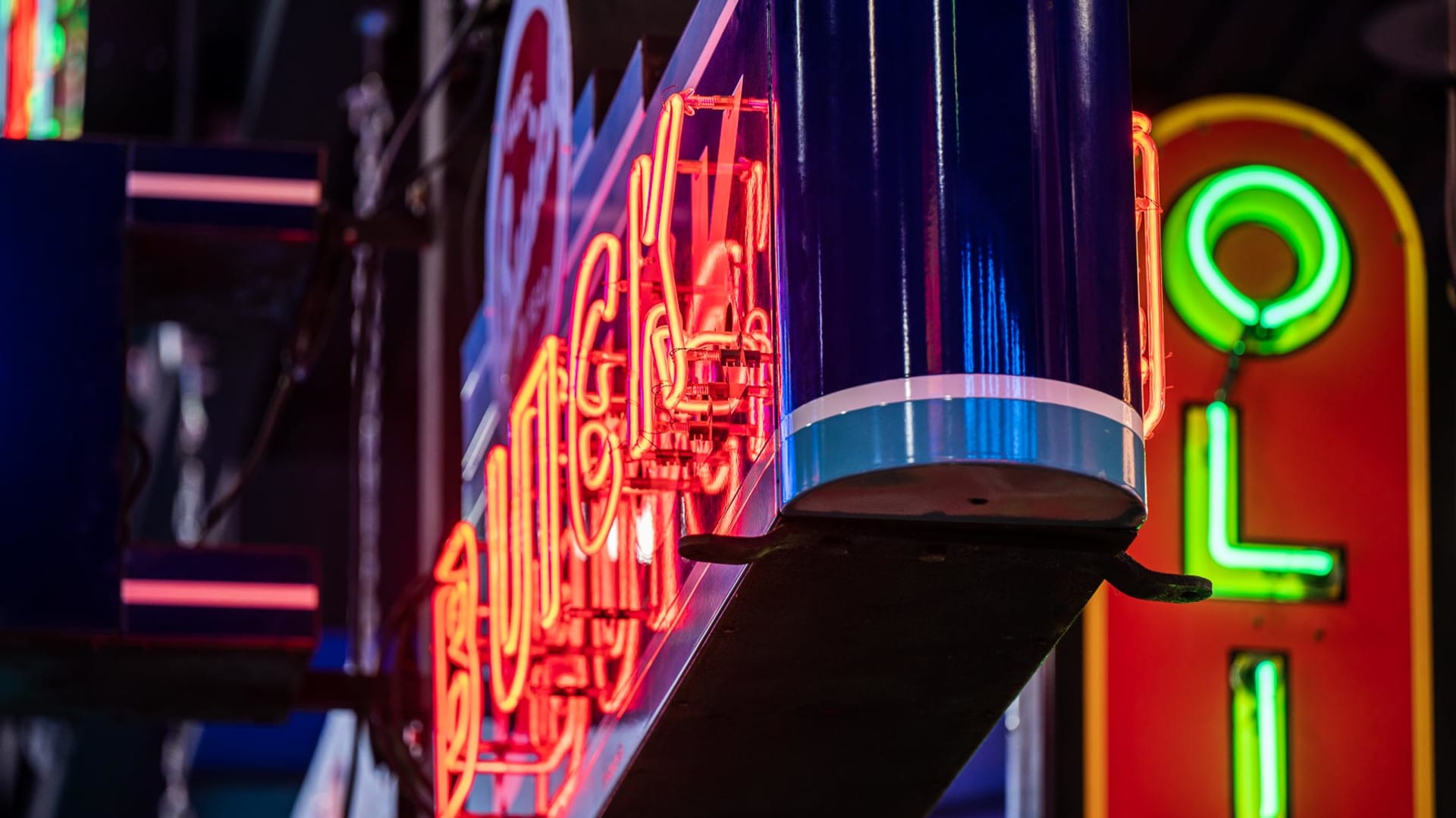 Buick Double-Sided Neon Bullnose Sign at The World’s Largest Road Art ...