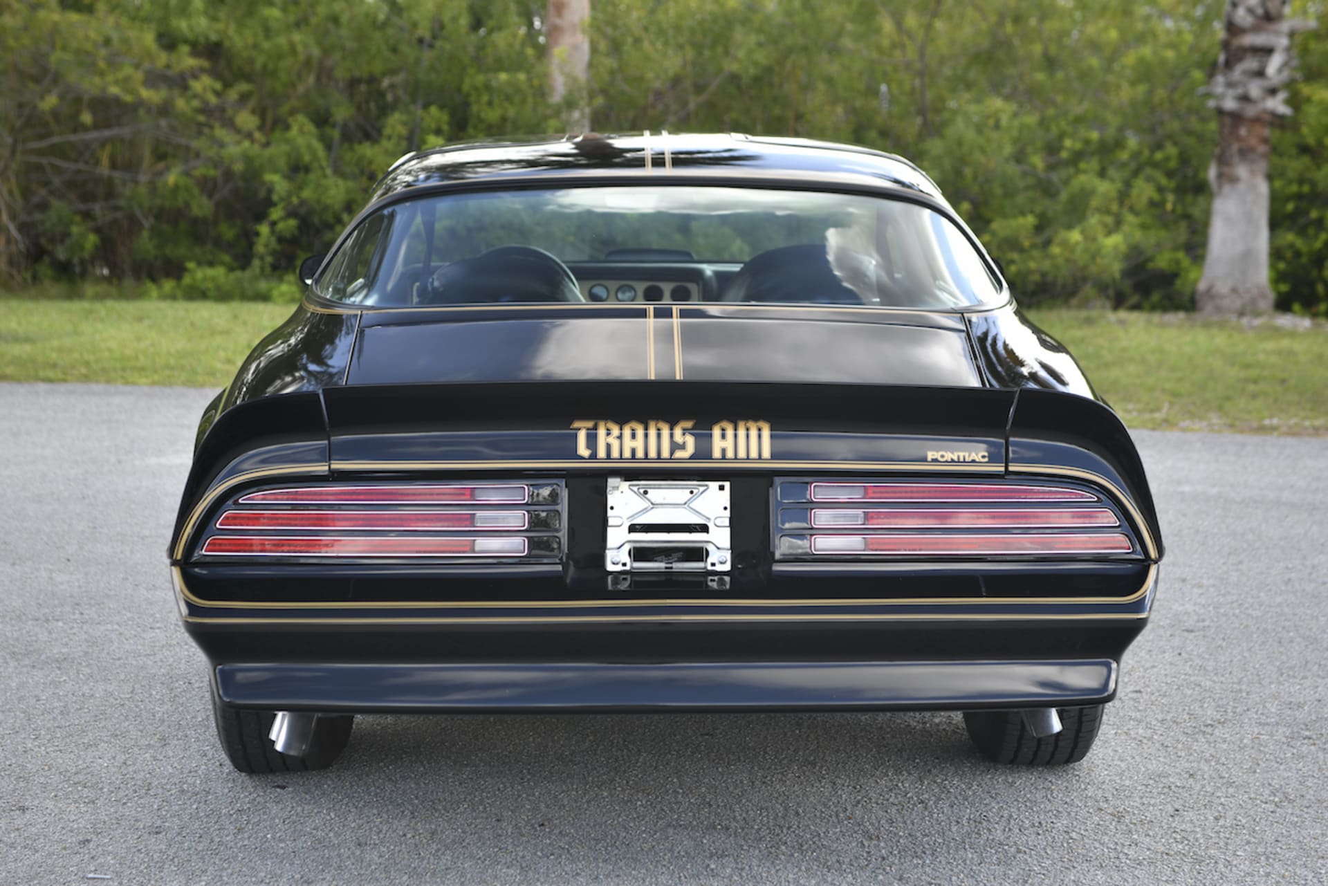 1976 Pontiac Trans Am SE at Indy 2023 as F128.1 - Mecum Auctions