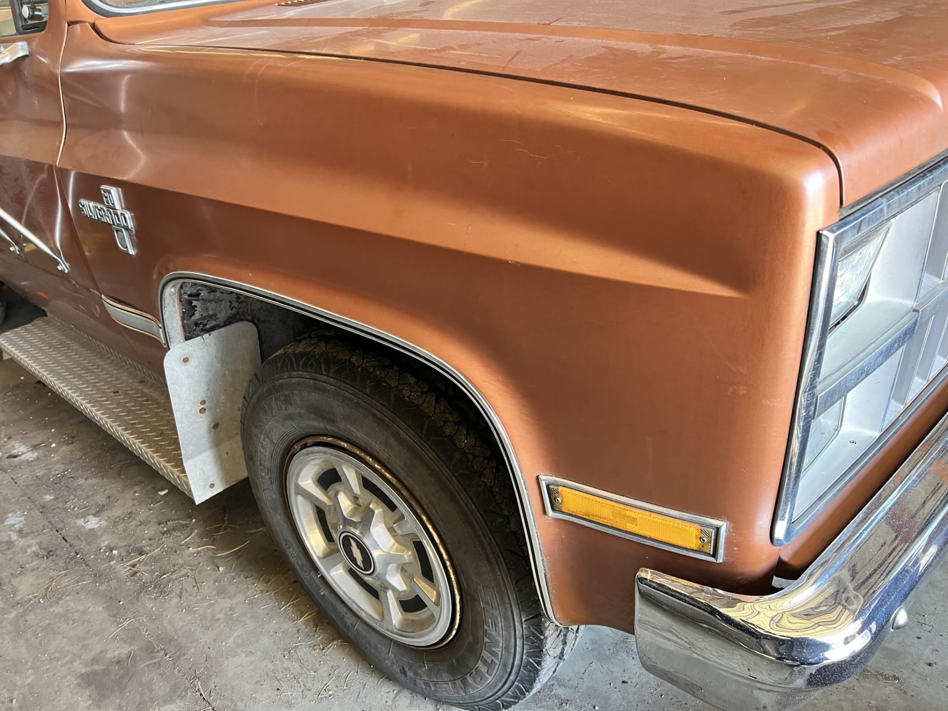 1981 Chevrolet C20 Camper Special Pickup at Indy 2023 as J206 - Mecum ...