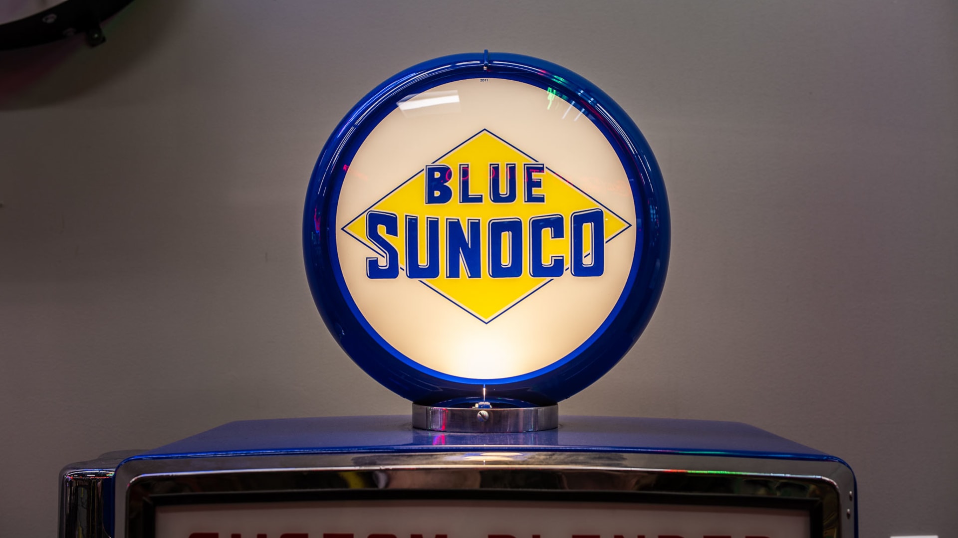 Blue Sunoco Wayne Model 511 Blend-O-Matic Gas Pump at The World’s ...