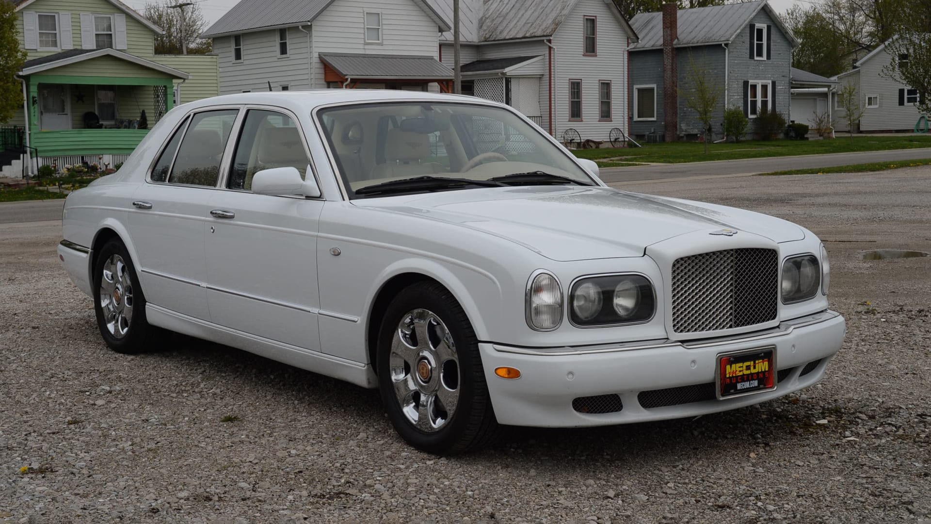 2003 Bentley Arnage R Sedan at Indy 2023 as J203 - Mecum Auctions