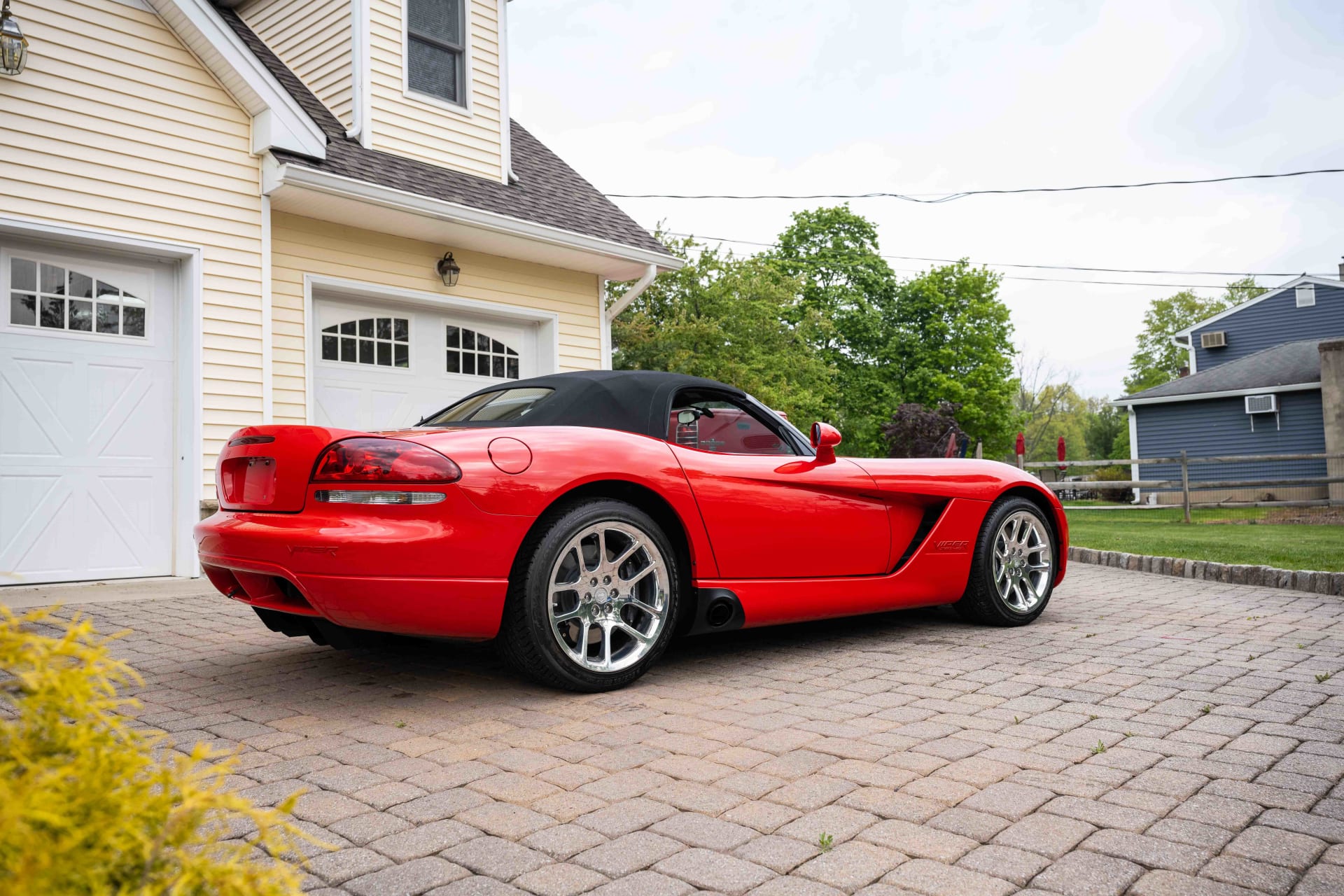 2003 Dodge Viper SRT-10 Convertible at Indy 2023 as W215 - Mecum Auctions